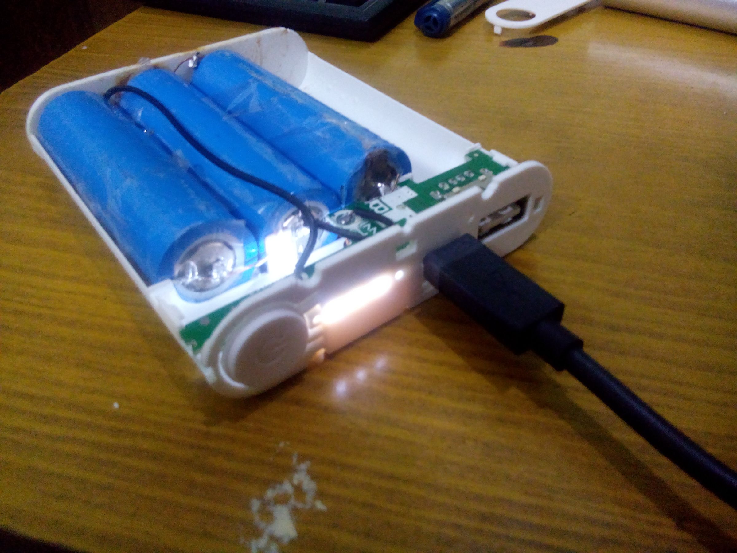 Repair a Dead Power Bank || Repair and Replacement : 6 Steps (with ...