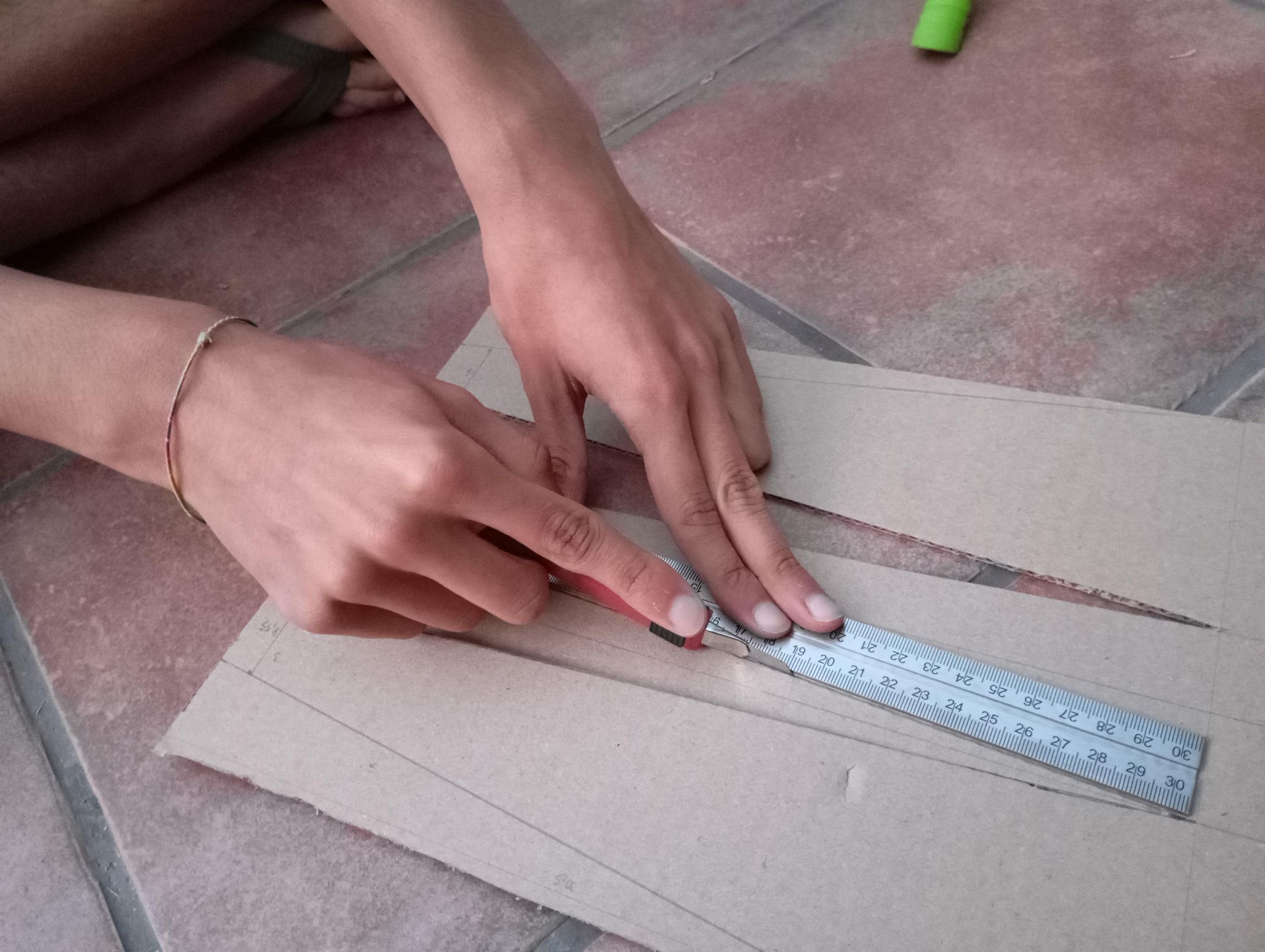 How to Make a DIY Carboard RC Plane : 23 Steps (with Pictures ...