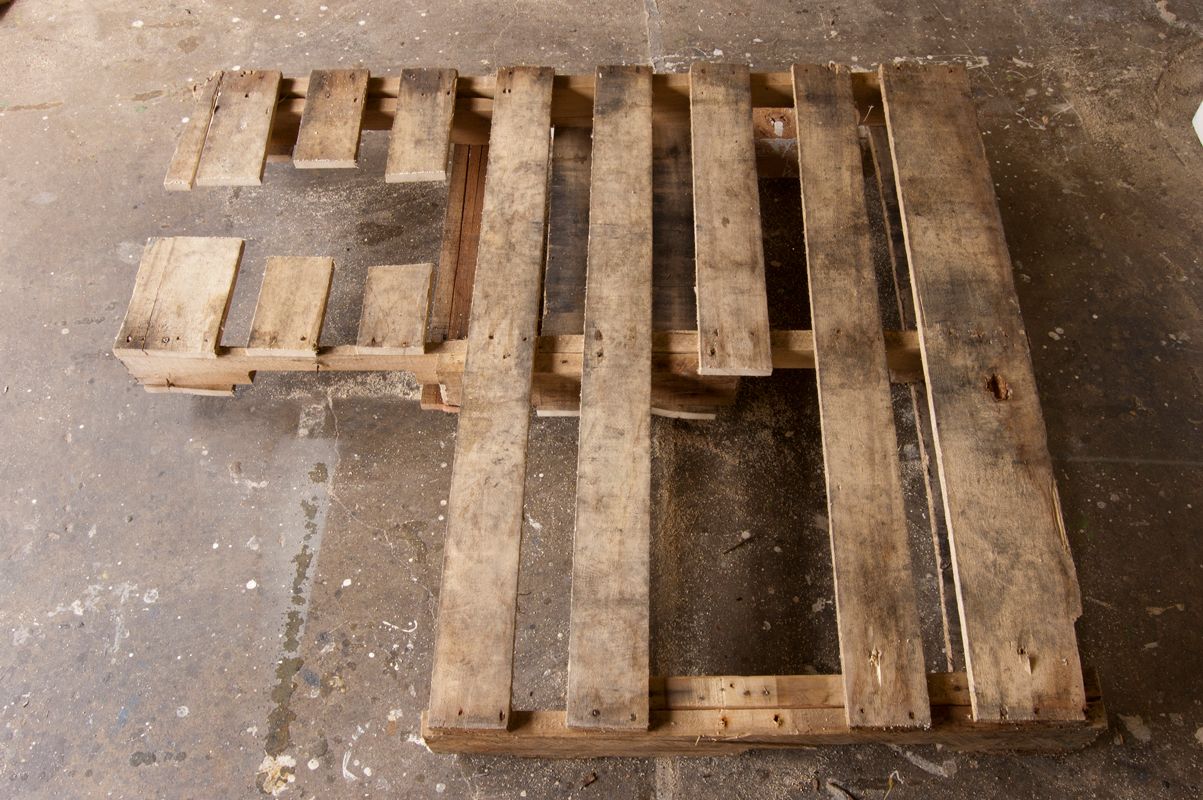 Pallet Dogs : 4 Steps (with Pictures) - Instructables