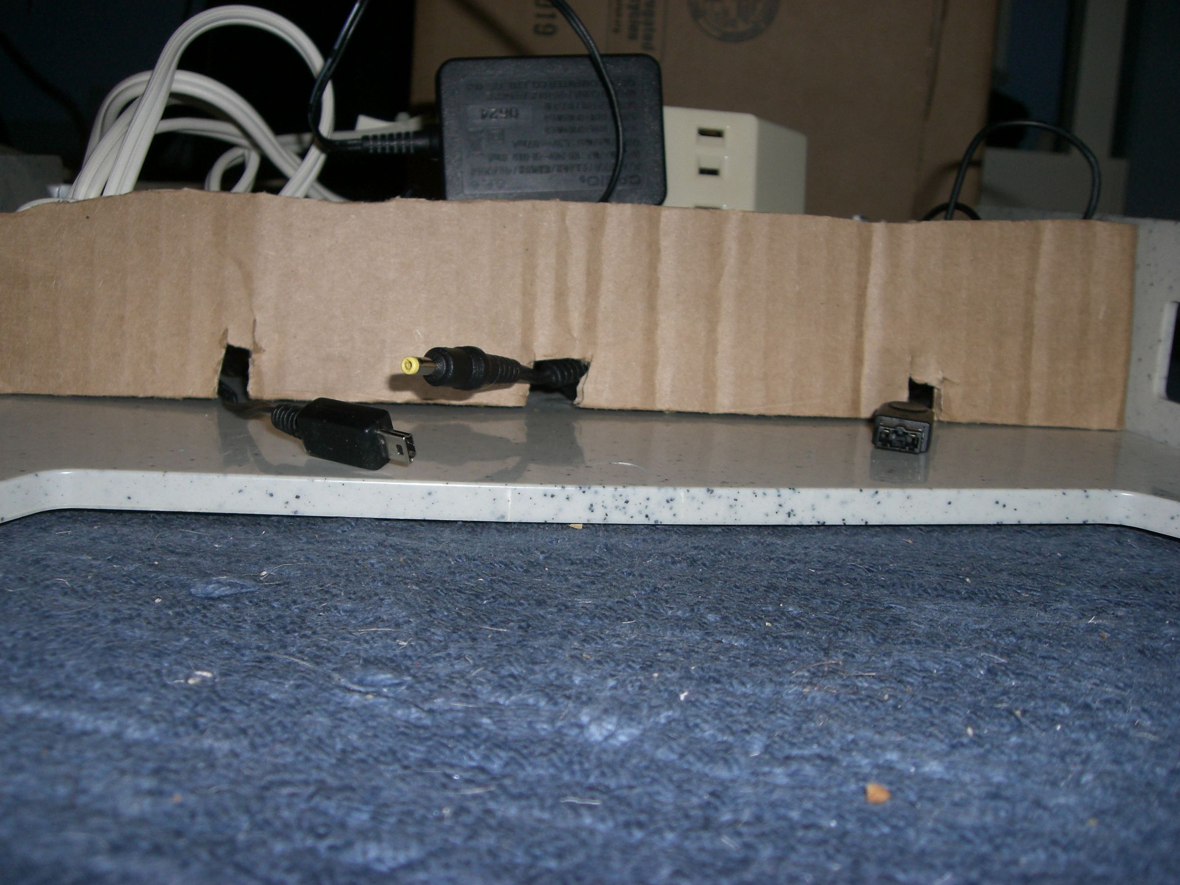 Homemade Charging Station : 6 Steps - Instructables