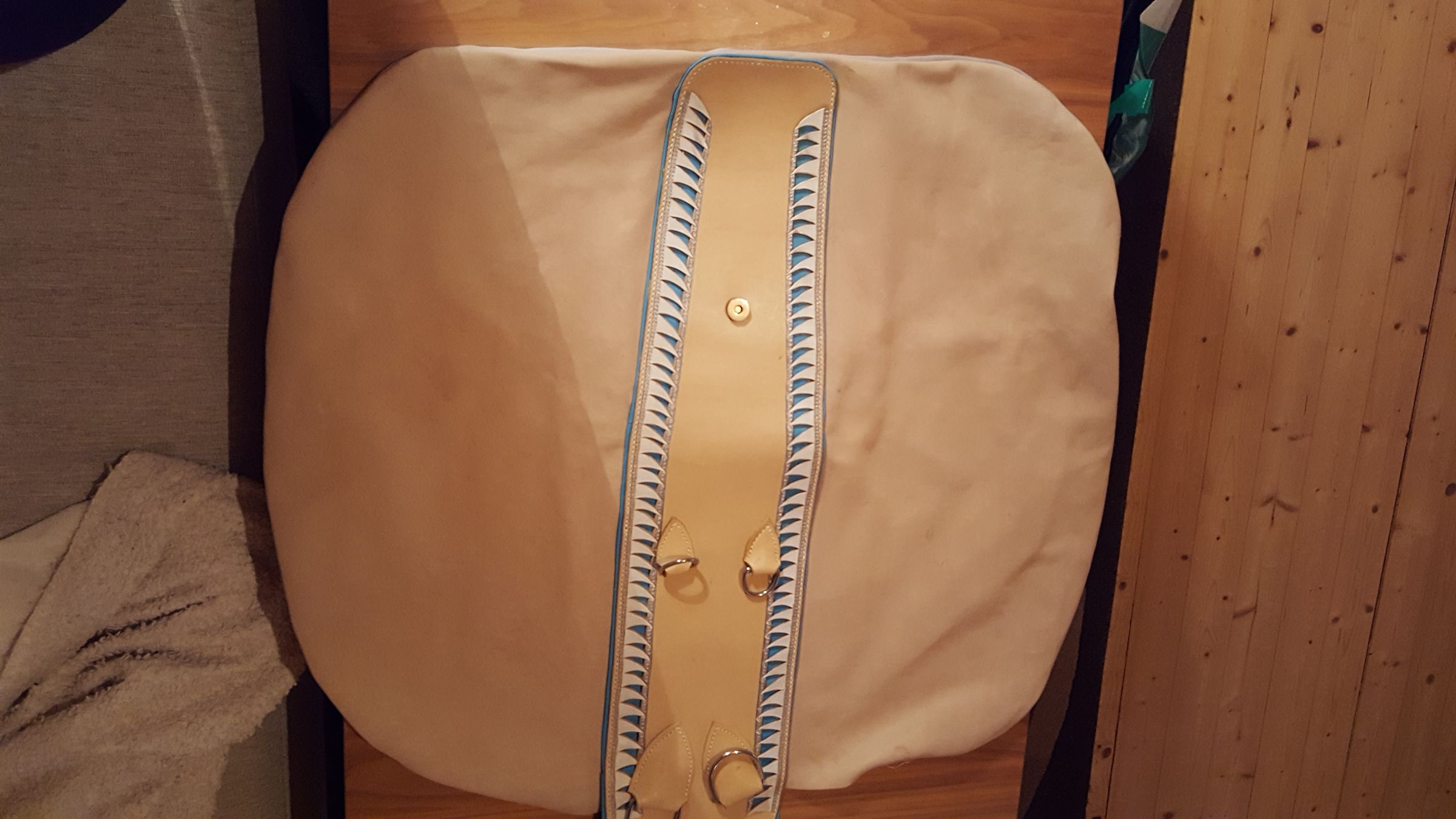 "The Wolf Backpack" OR How to Make a Convertible Bag : 19 Steps (with ...