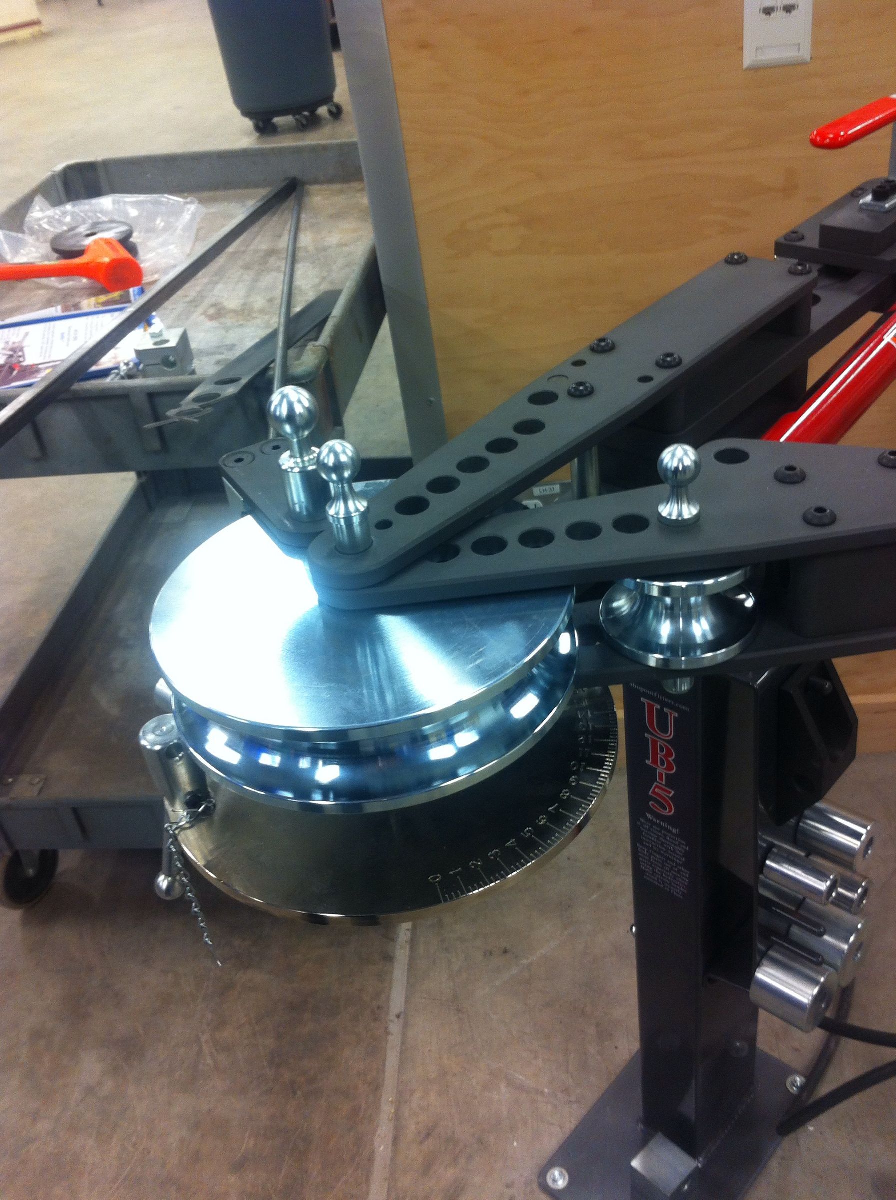 Ironworker and Hydraulic Bender at Techshop : 4 Steps - Instructables