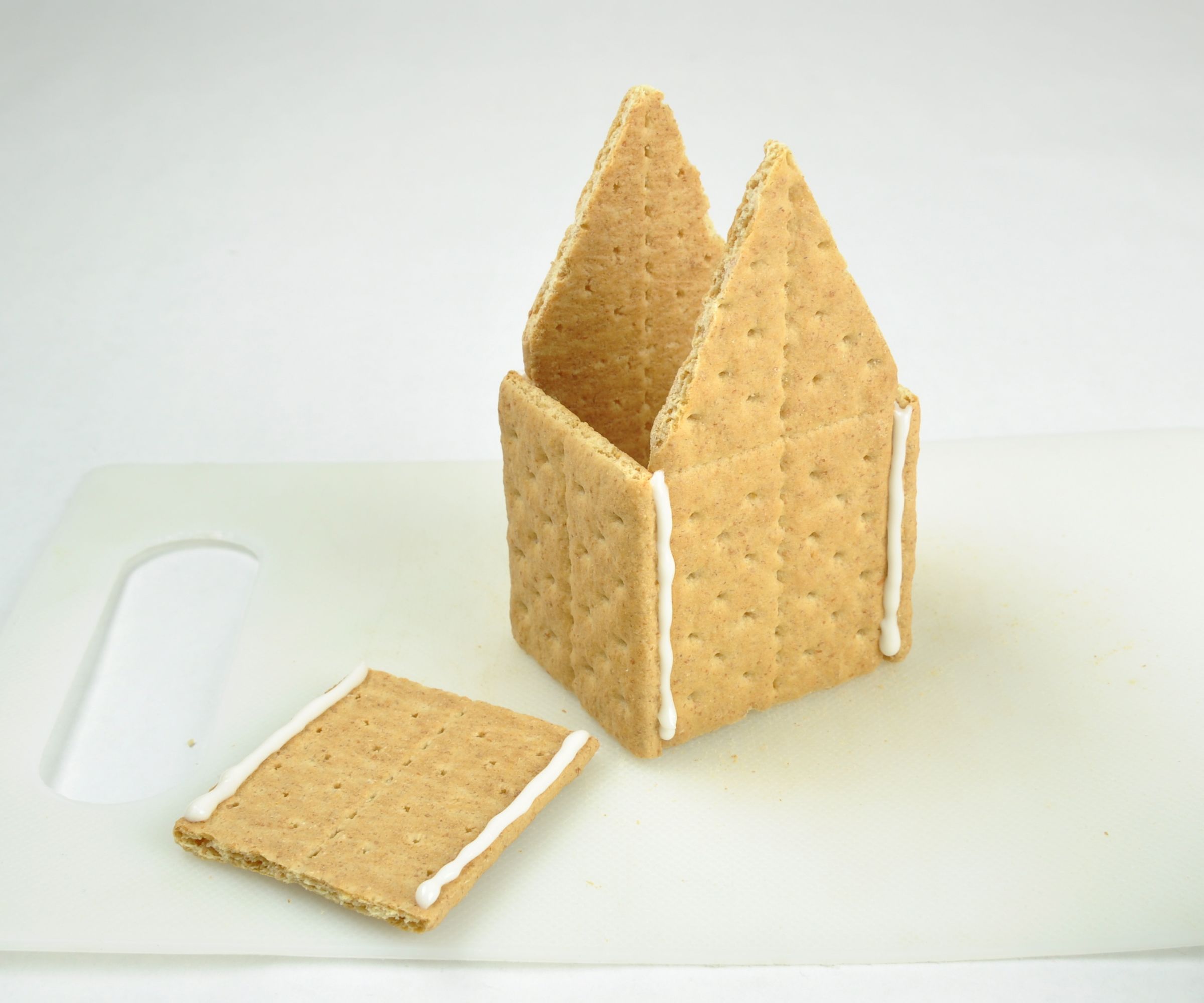 Graham Cracker "Gingerbread" House for Kids : 6 Steps (with Pictures ...