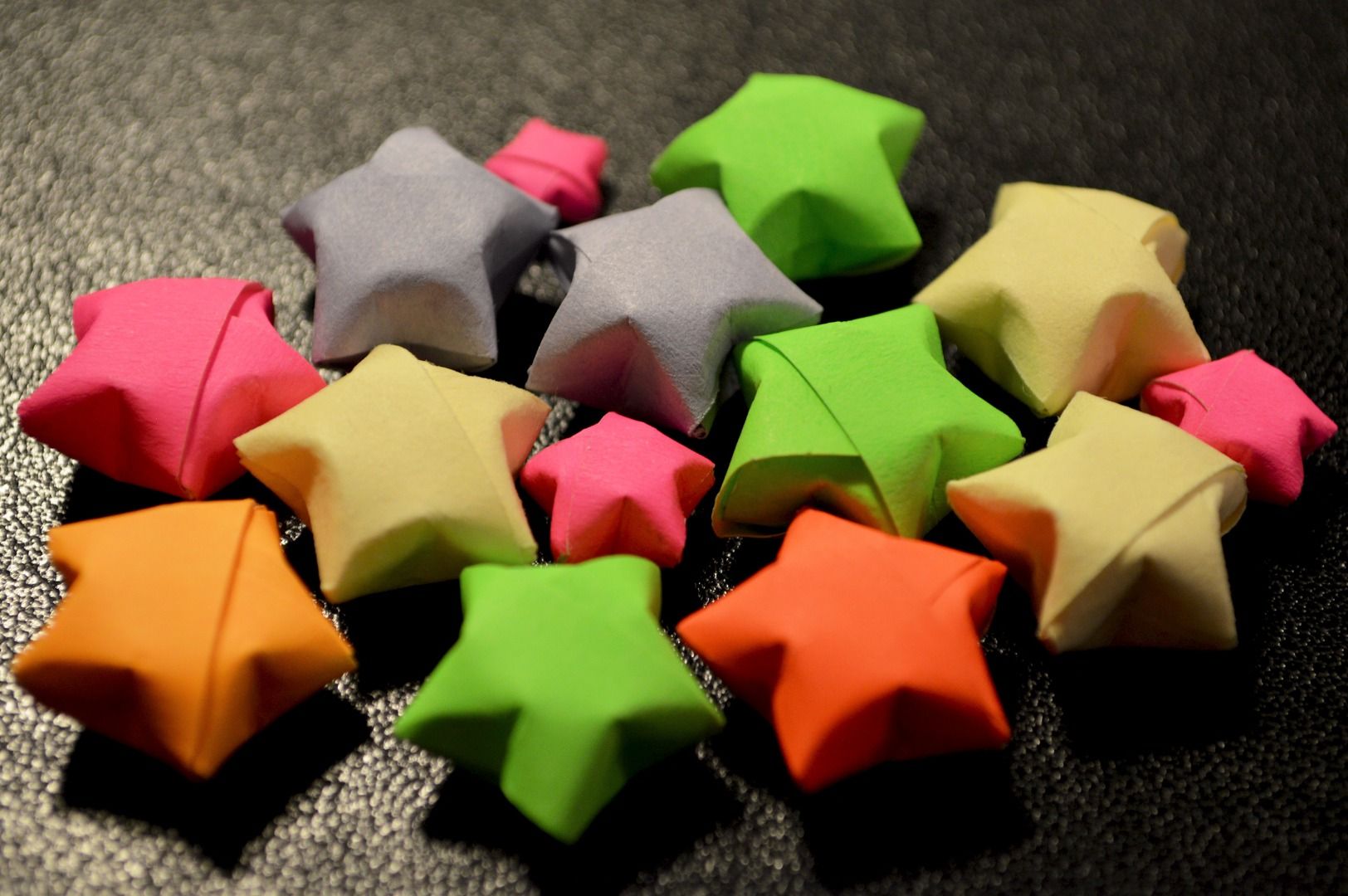 How to Make Paper Lucky Stars - Instructables