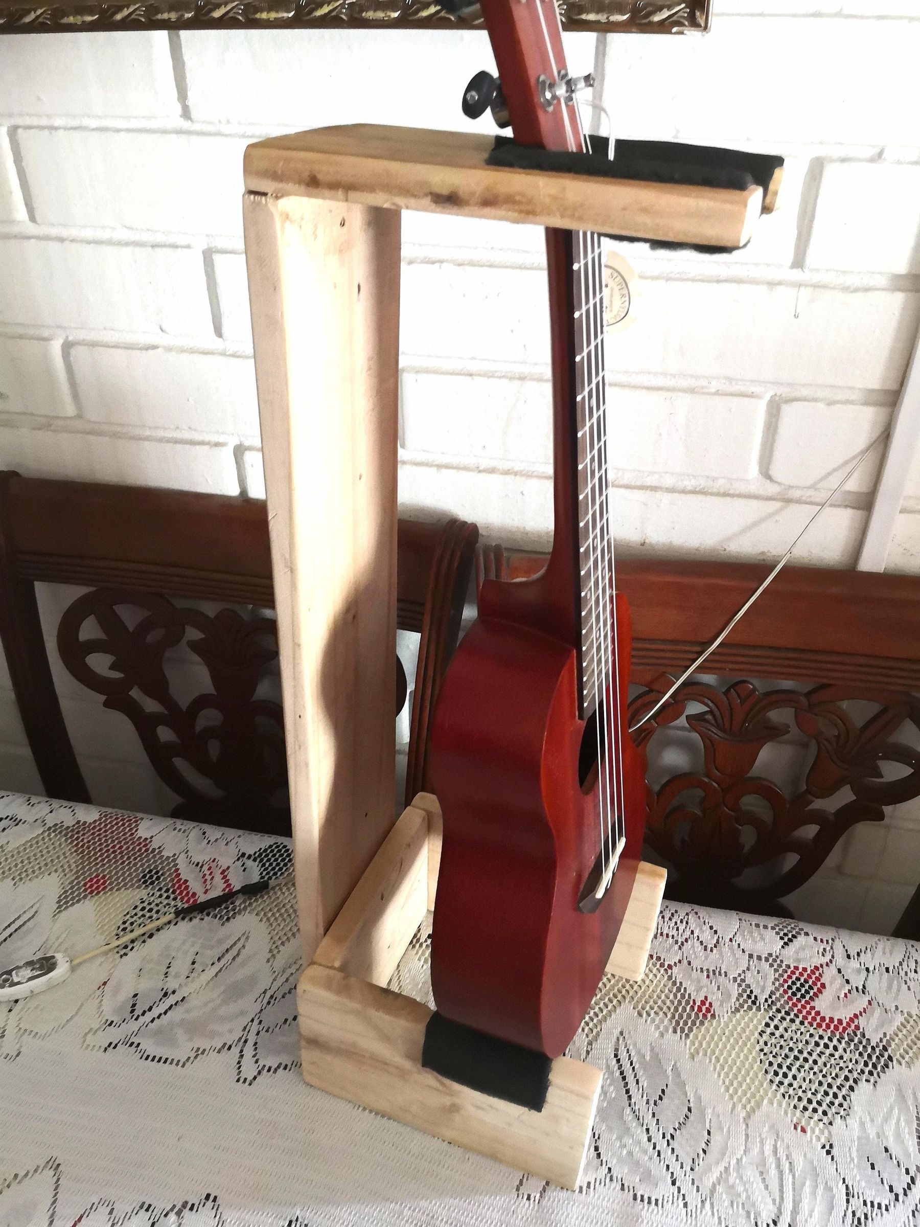 Ukulele Stand - Instructables