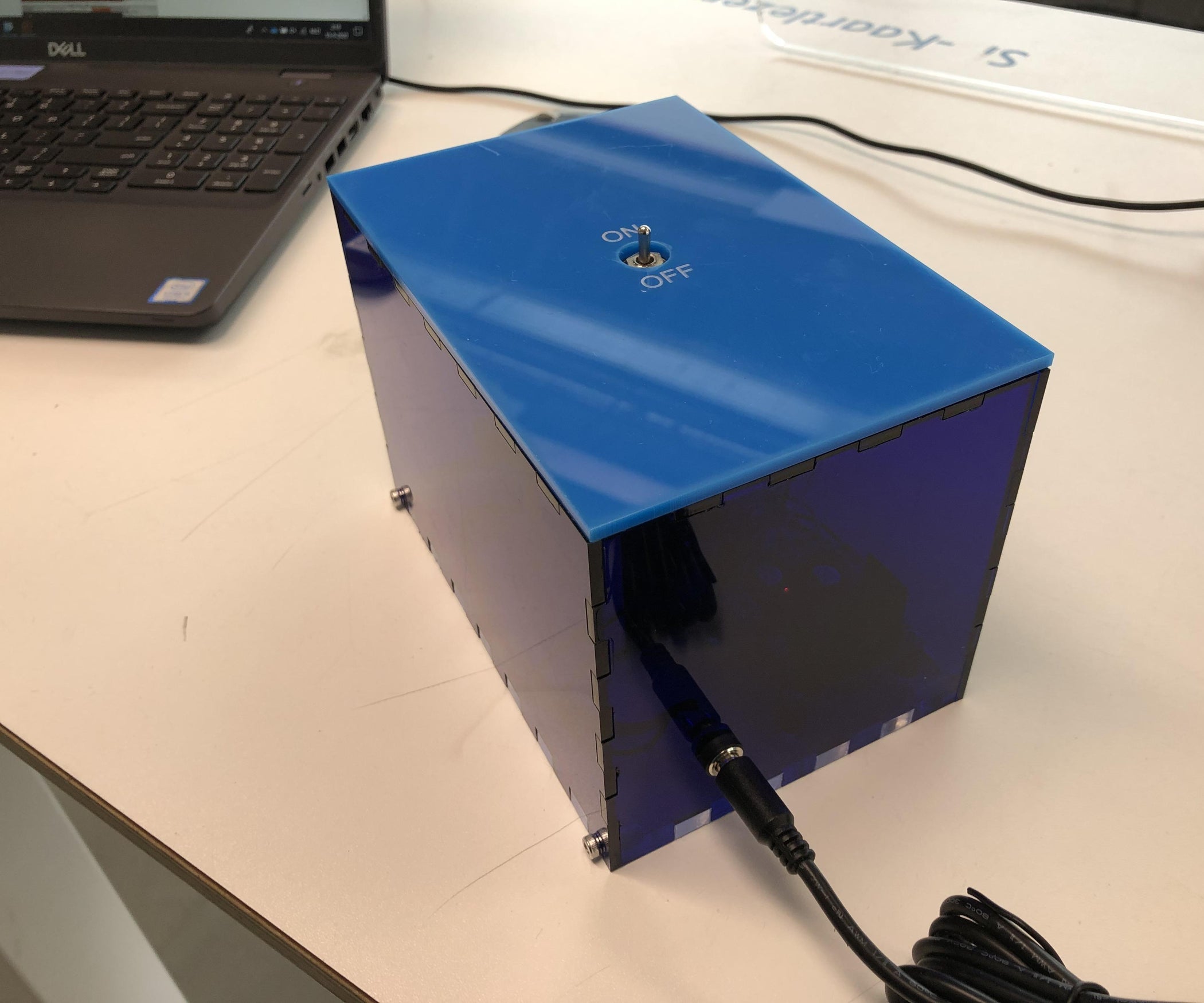 The Different Useless Machine : 6 Steps (with Pictures) - Instructables