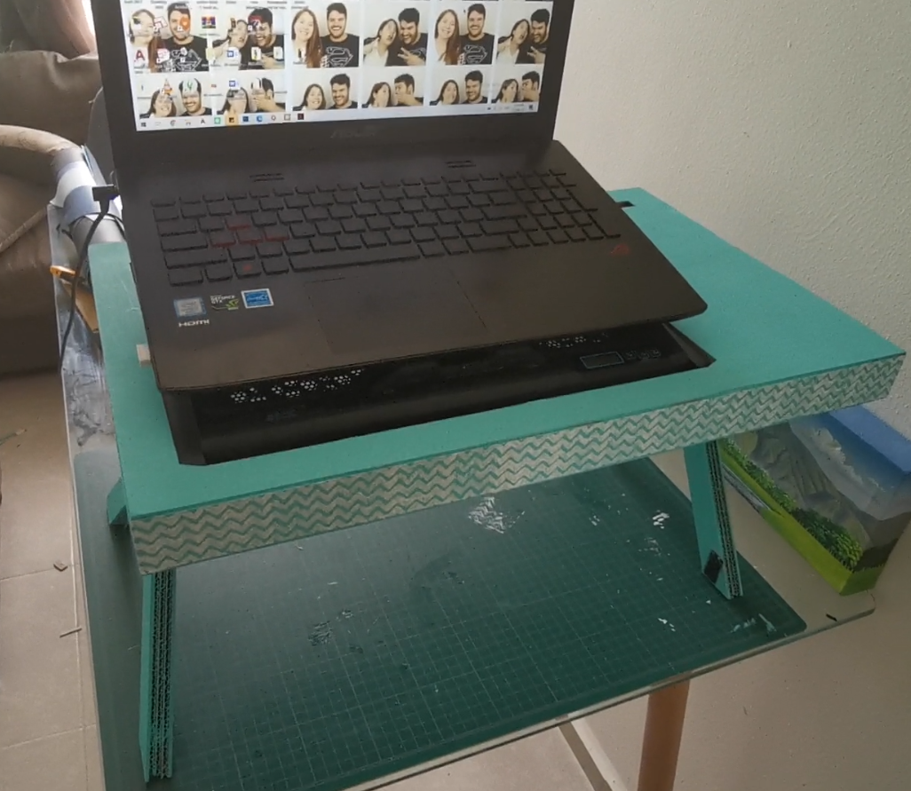 Cardboard Lapdesk : 16 Steps (with Pictures) - Instructables