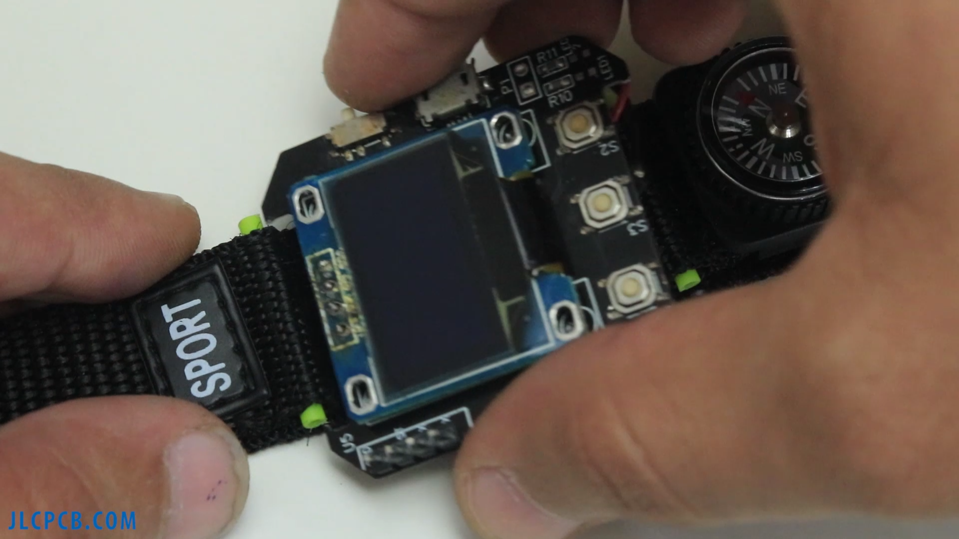 DIY SMARTWATCH : 9 Steps - Instructables