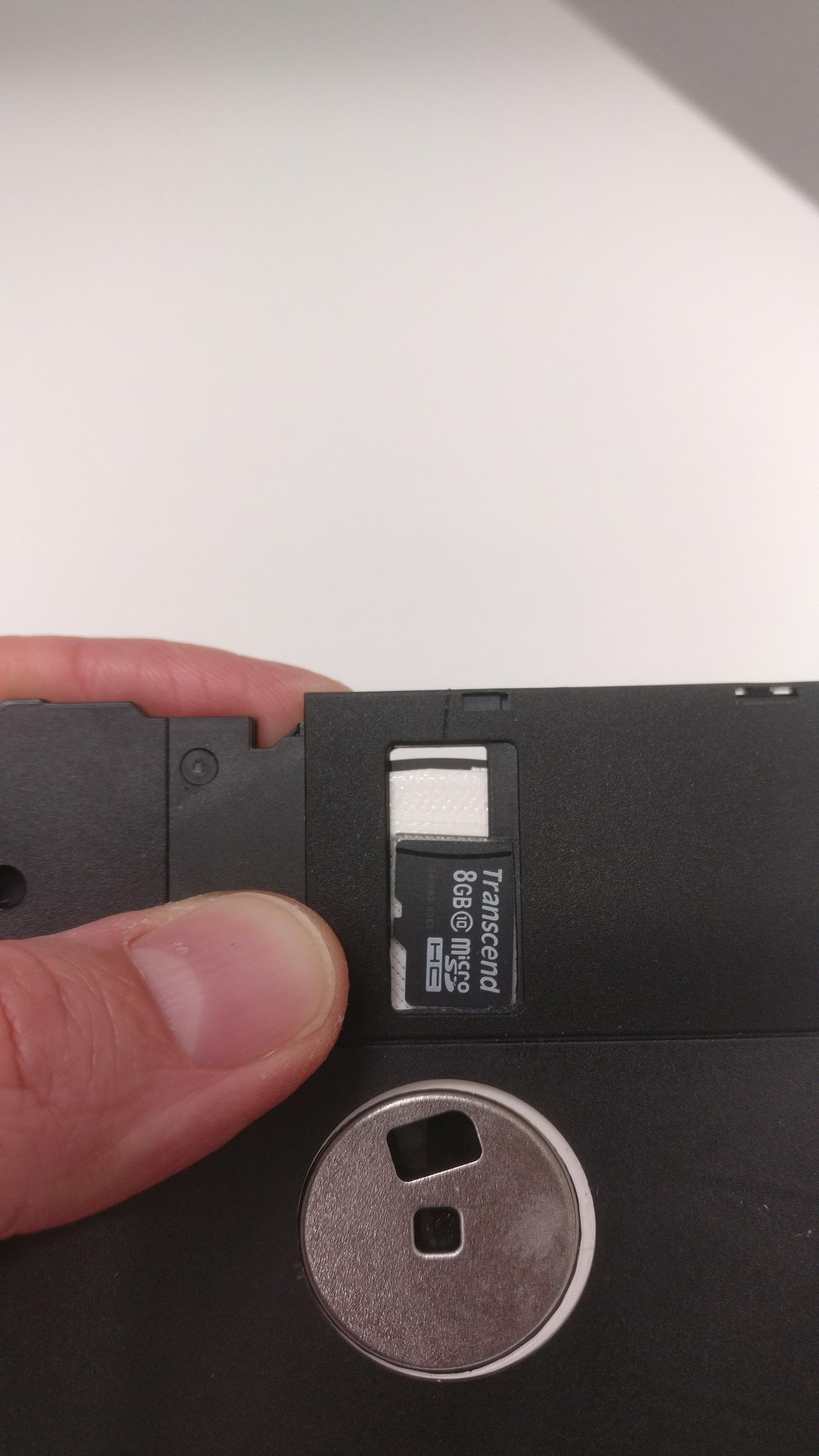 Floppy Disk Case for MicroSD Cards : 3 Steps - Instructables