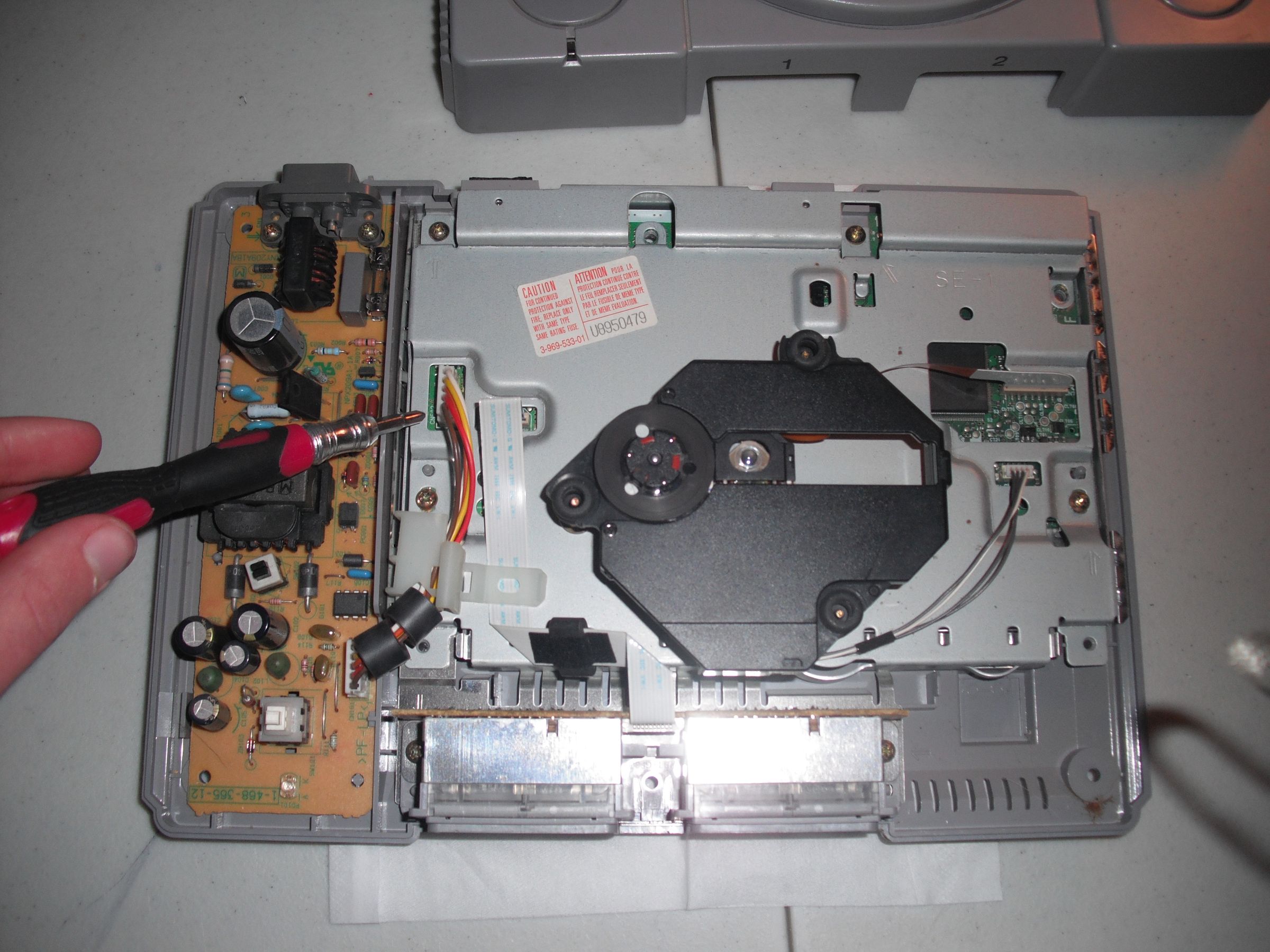 Ps1 Ipod Dock : 5 Steps - Instructables