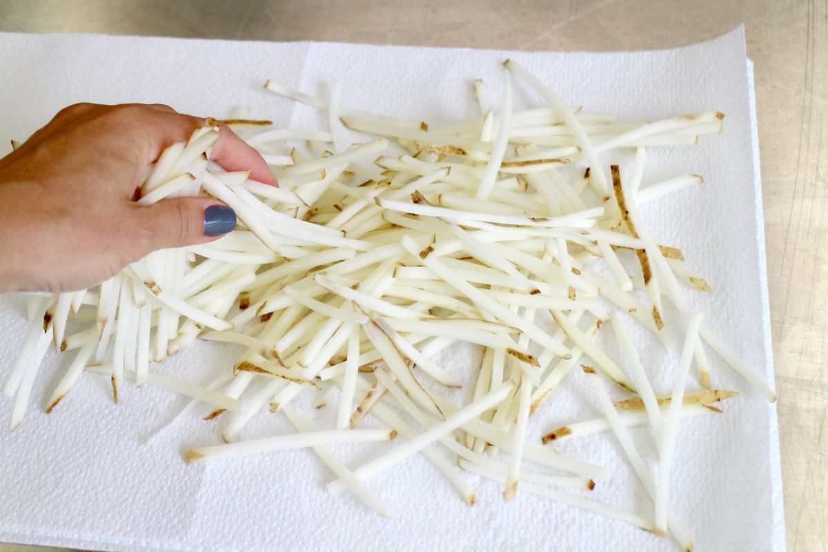 Shoestring Fries : 7 Steps (with Pictures) - Instructables