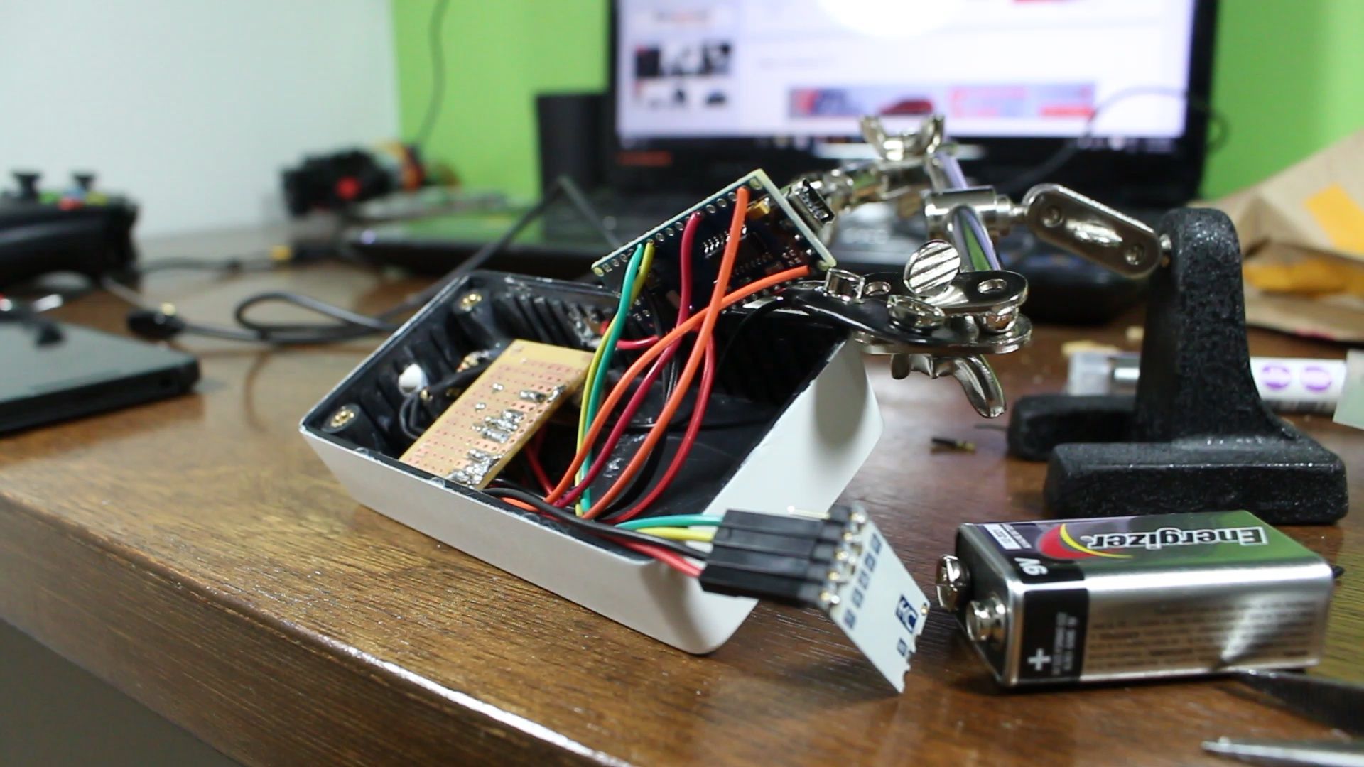 Long Range Dropping System for Drones With Arduino and HC-12 : 11 Steps ...