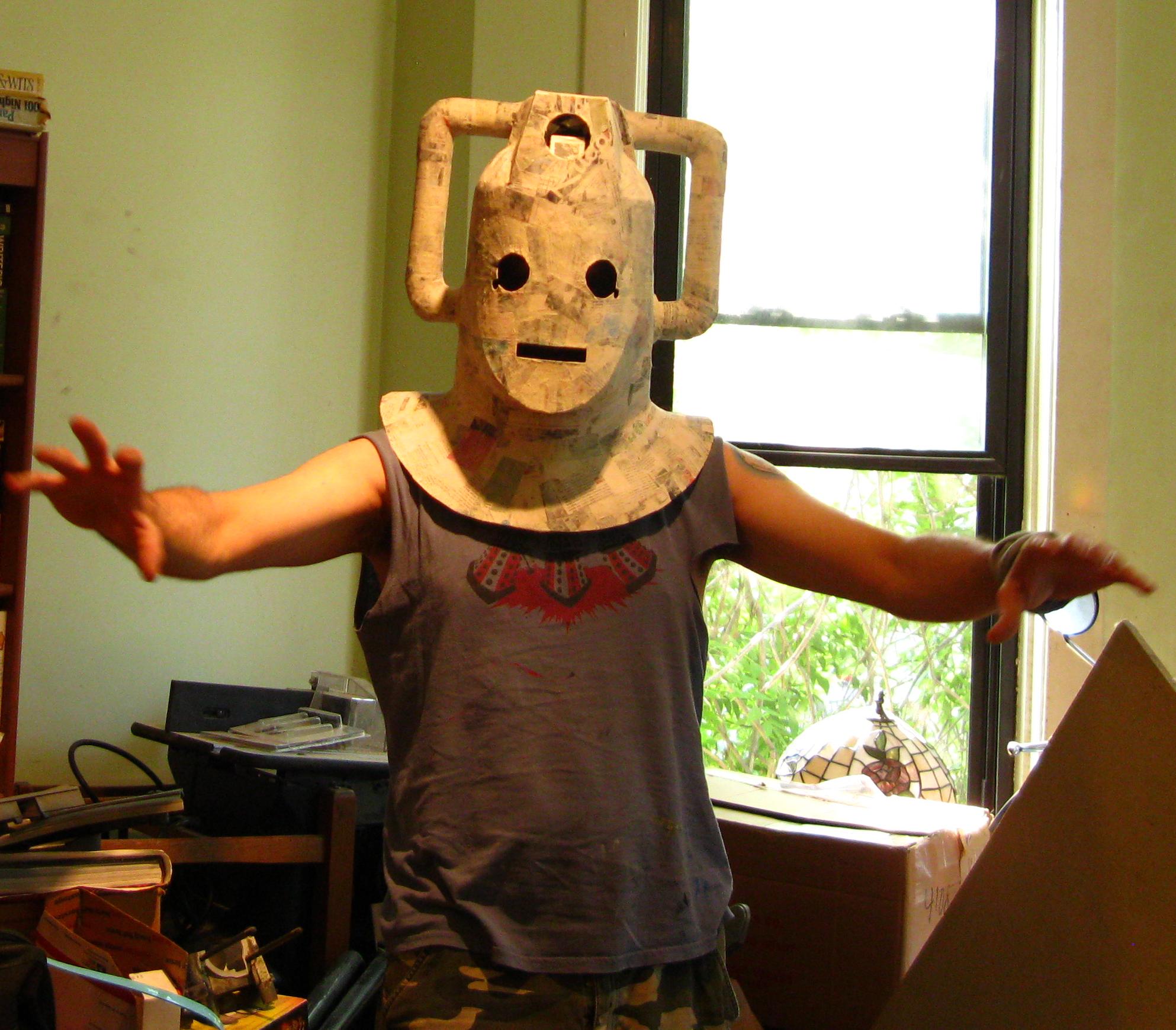 DOCTOR WHO CYBERMAN COSTUME : 5 Steps (with Pictures) - Instructables