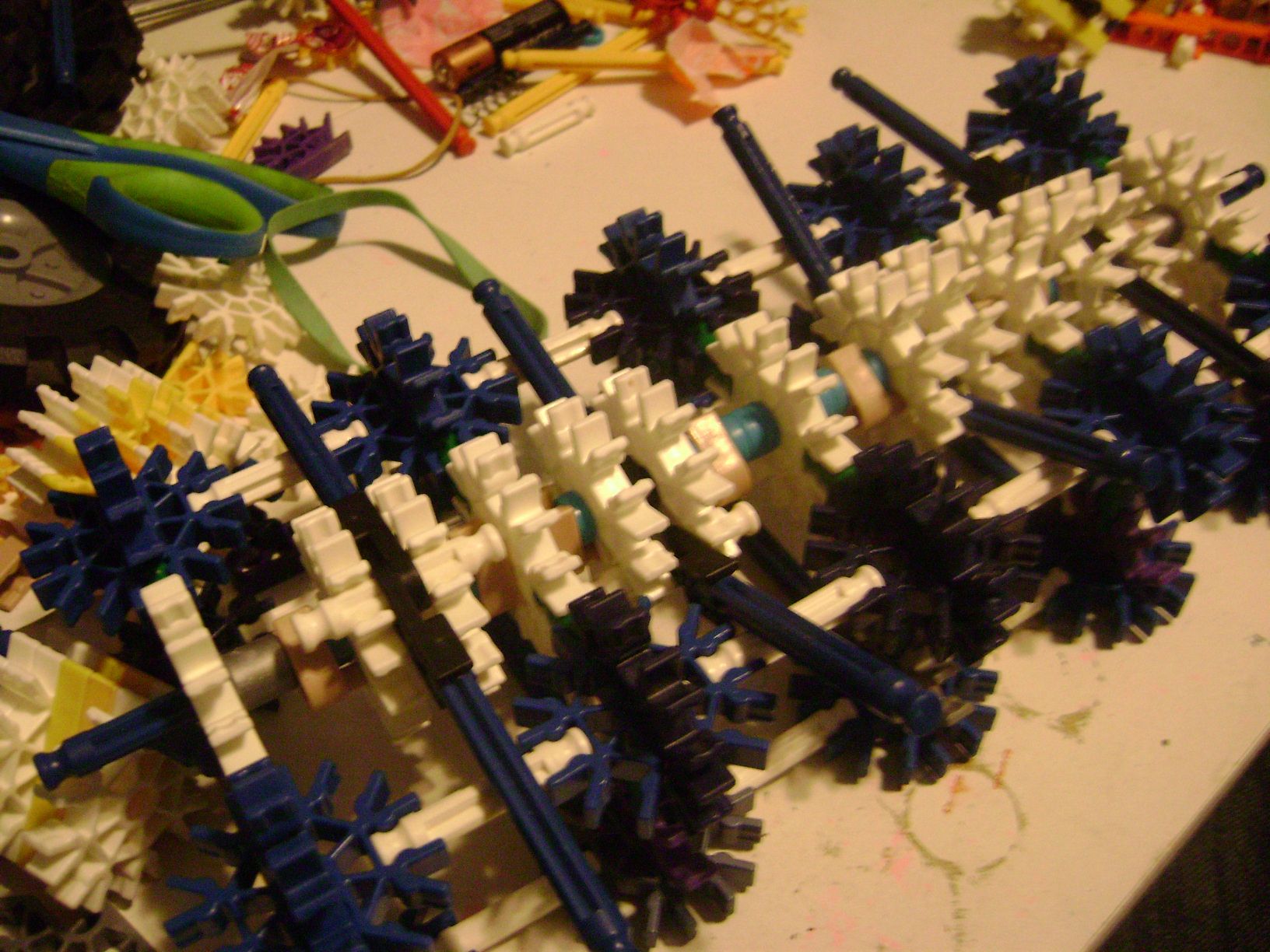 K'nex V8 Engine : 6 Steps - Instructables