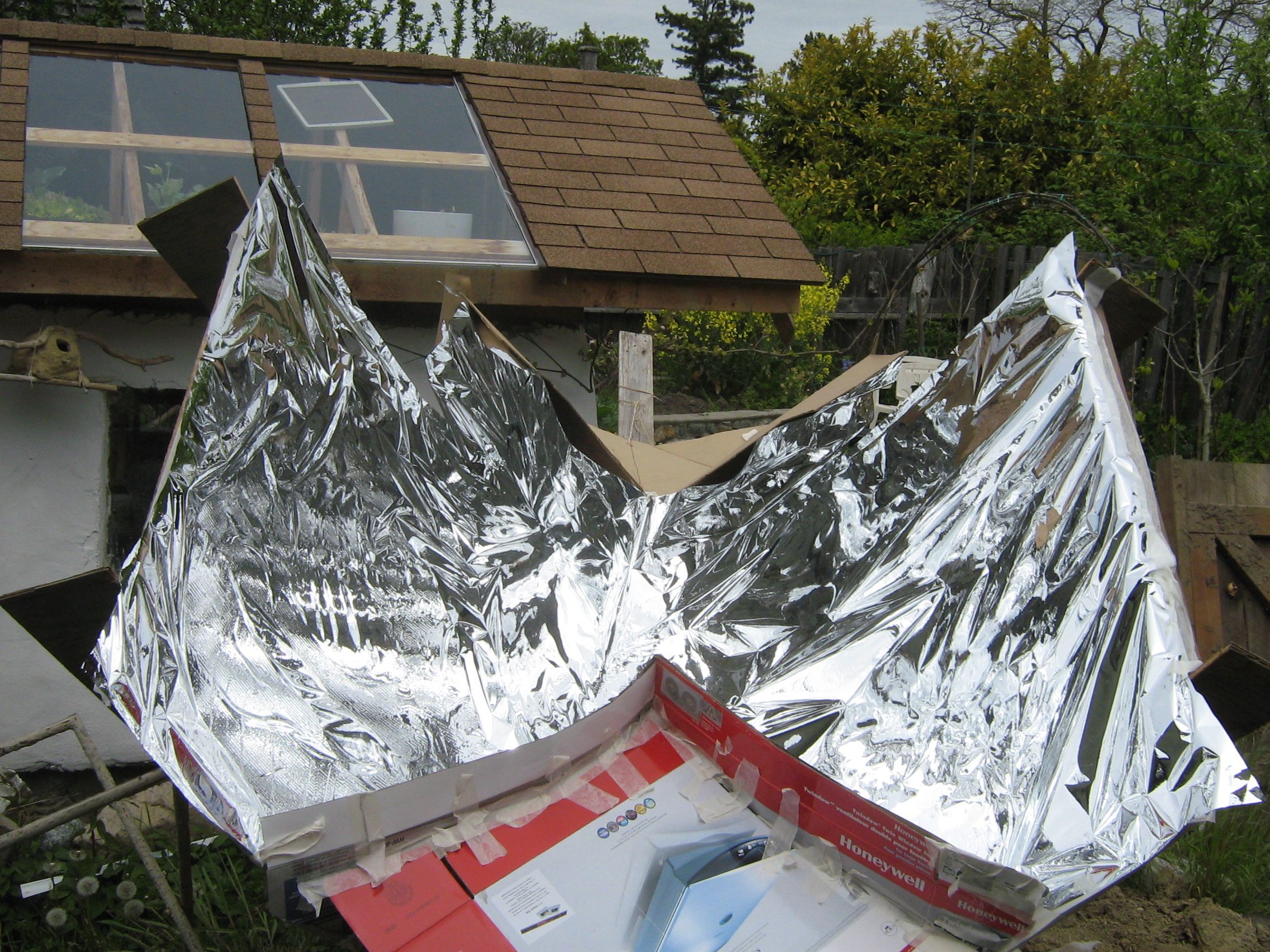 Kyoto Trough Solar Cooker Mimics a Parabolic Dish Without a Thousand ...