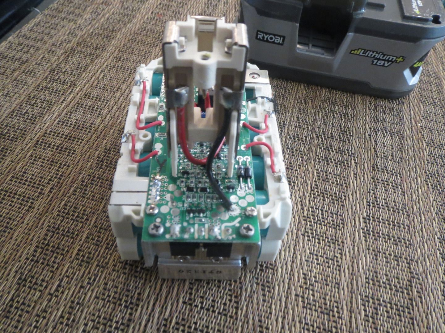 Make a Power Tool Battery Multipurpose : 6 Steps (with Pictures ...