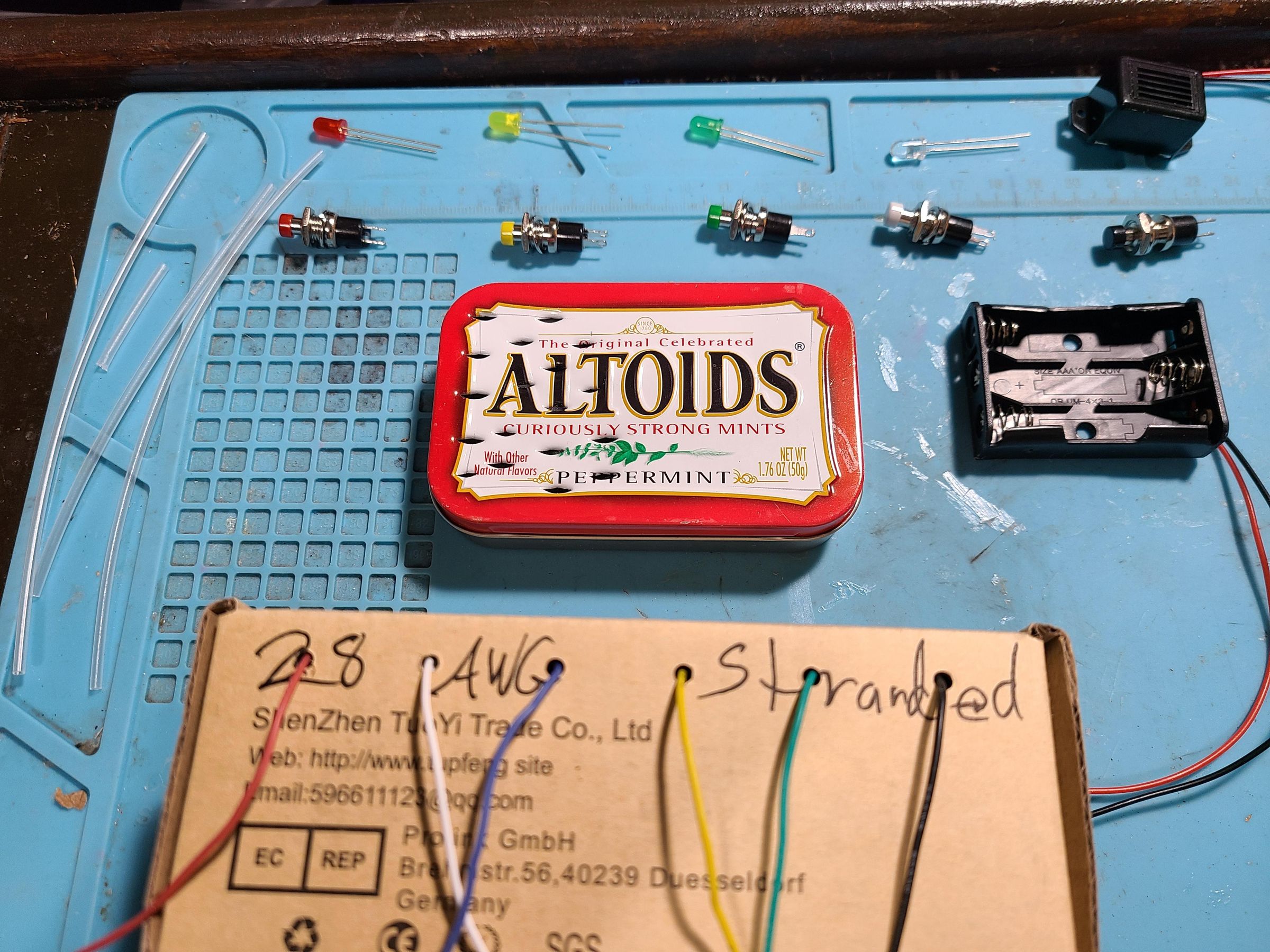Mint Tin (Altoid) Tot Traffic Toy : 9 Steps (with Pictures) - Instructables