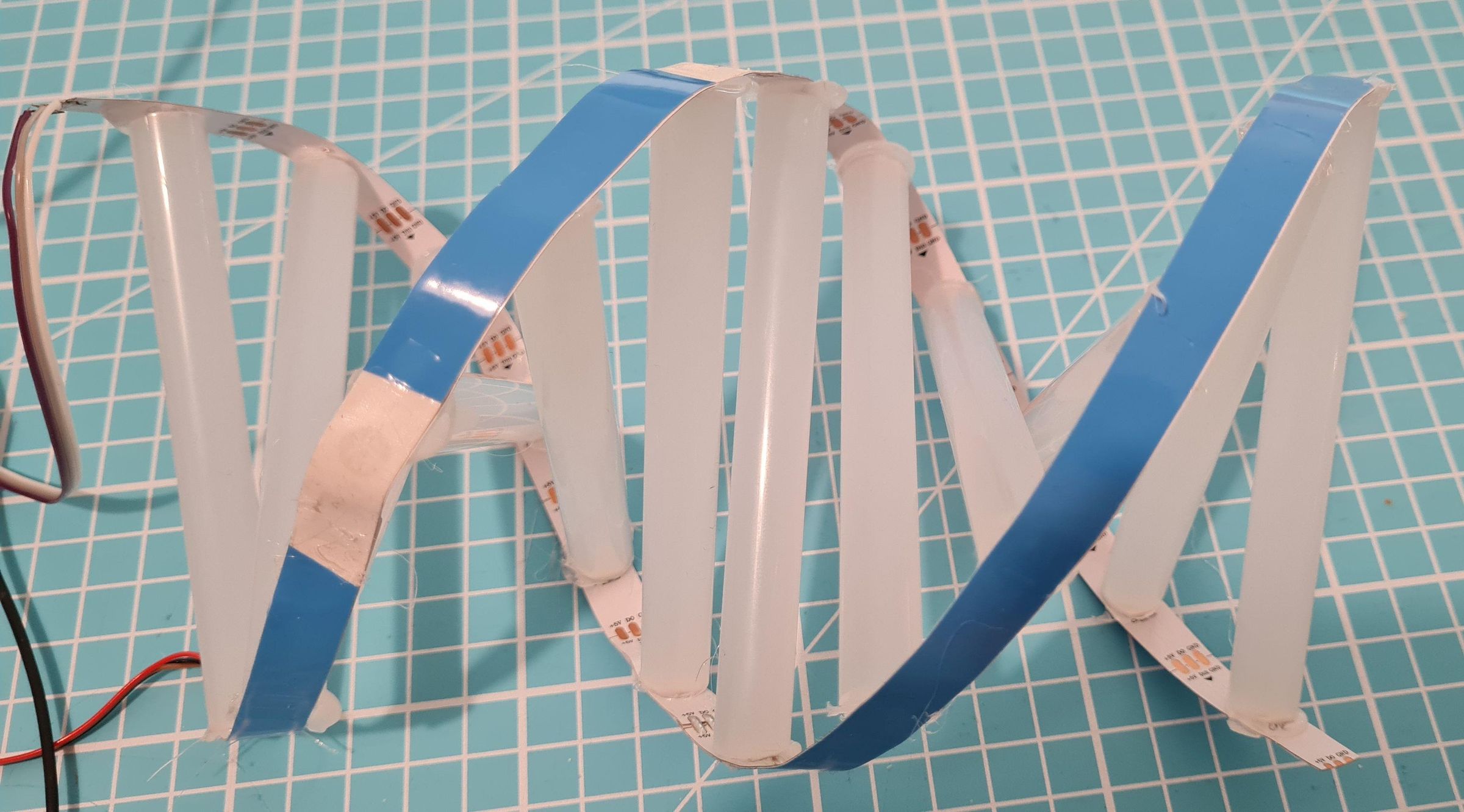 DNA Lamp : 11 Steps (with Pictures) - Instructables