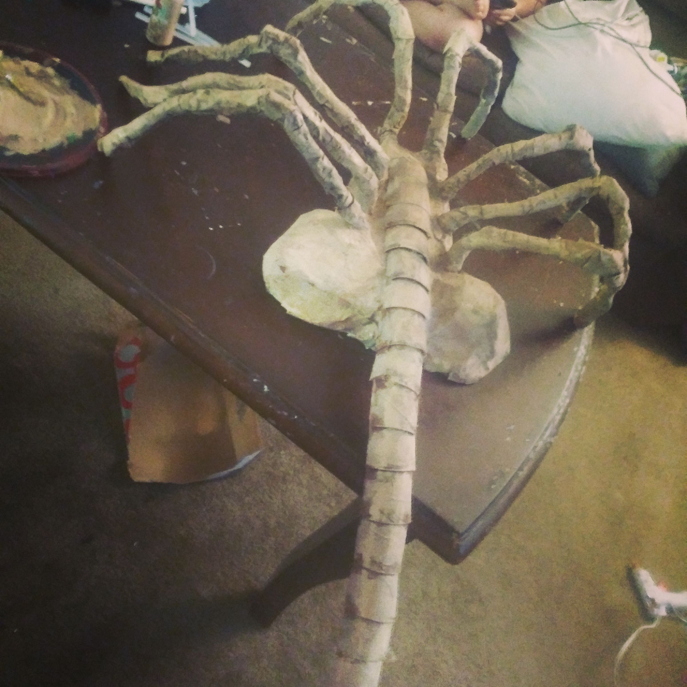 DIY Facehugger Halloween Decoration : 10 Steps (with Pictures ...