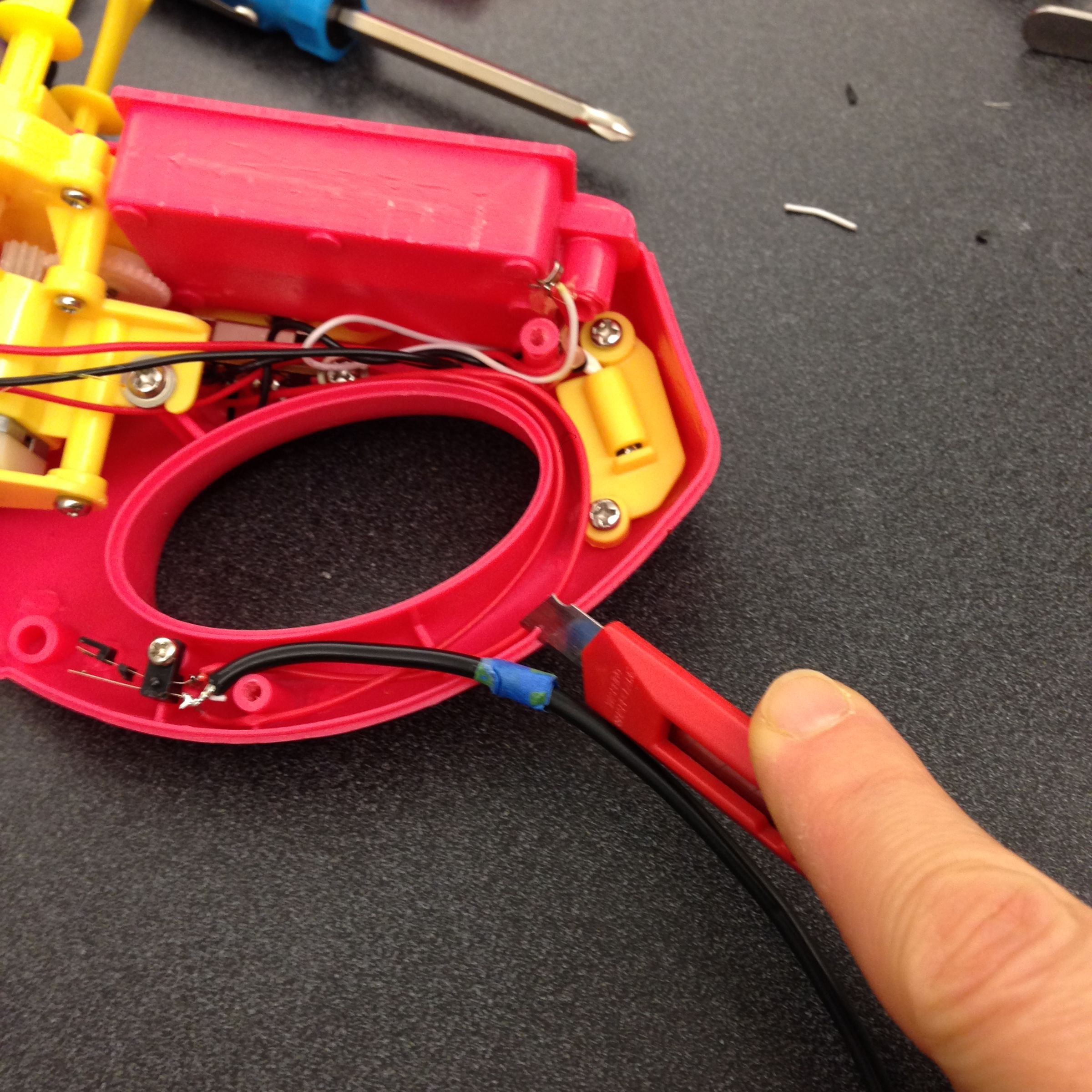 Switch-Adapt Toys: a Play @ Home Mixer Made Accessible! : 7 Steps (with ...