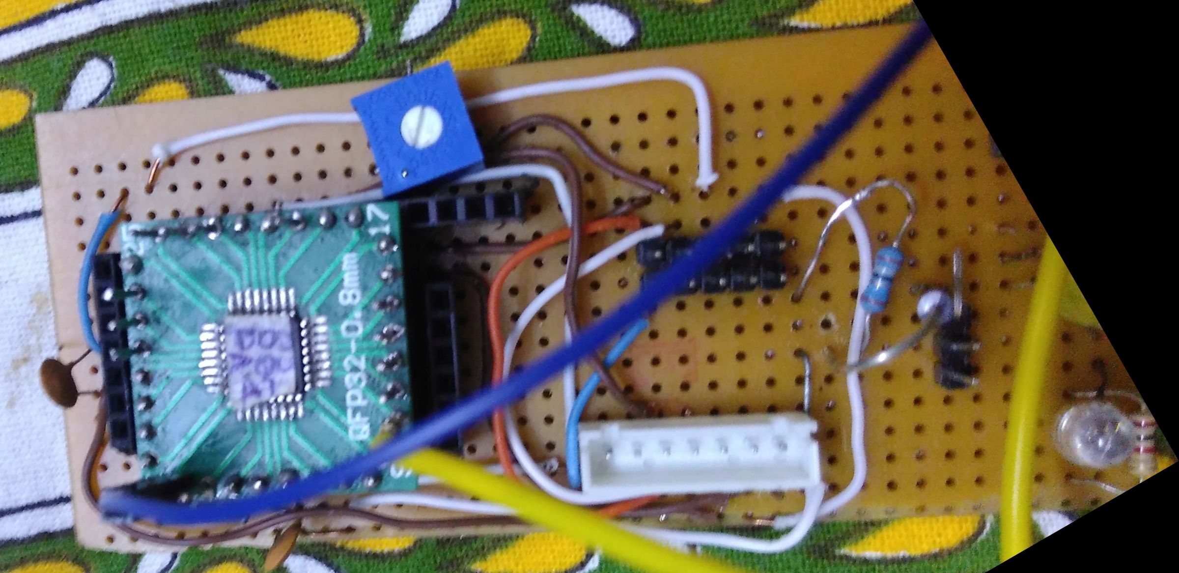 PIC & AVR Modules From SMD Chips Suited for BreadBoarding : 7 Steps ...