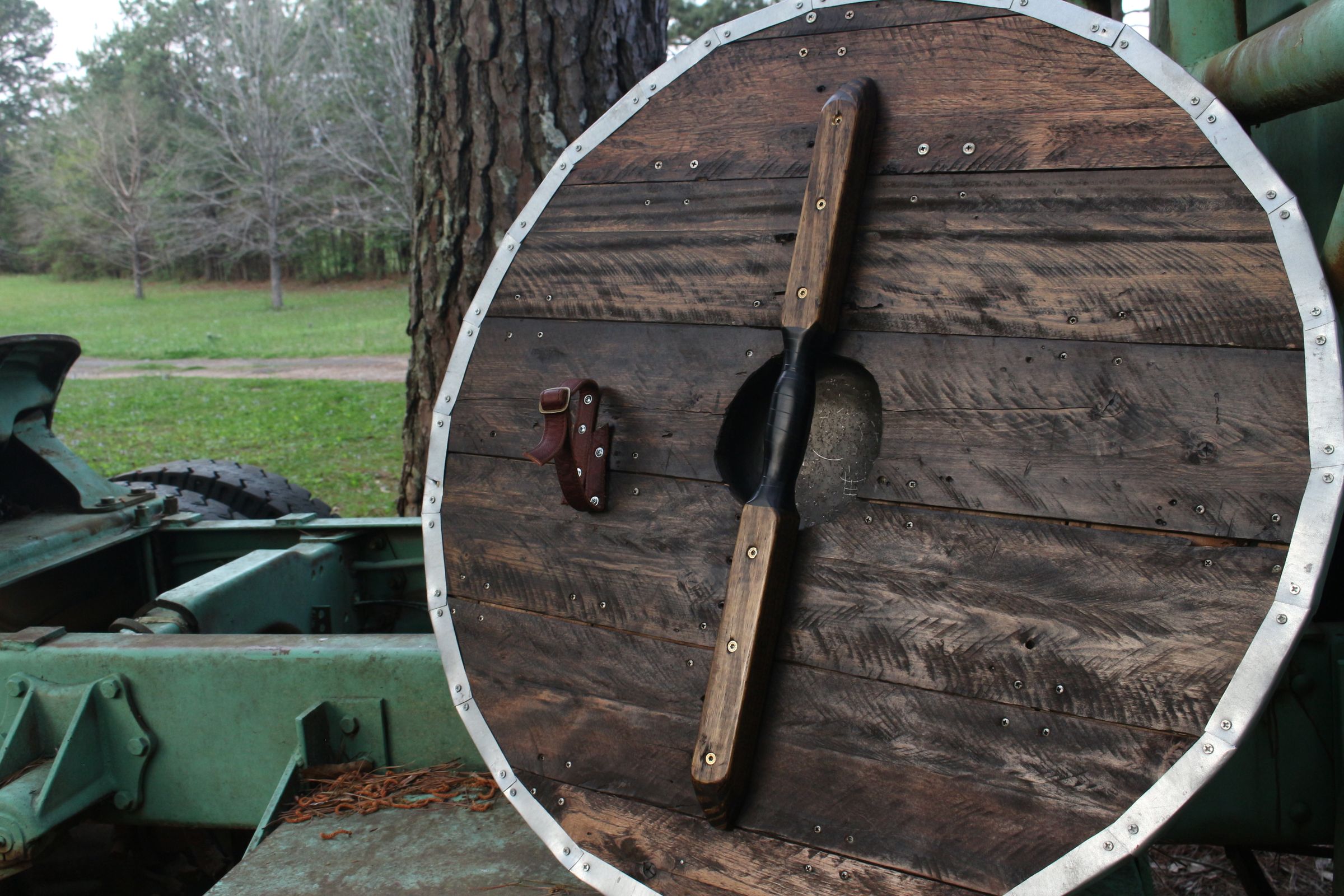 Pallet Wood Viking Shield (Make It Medieval-Ish) : 22 Steps (with ...