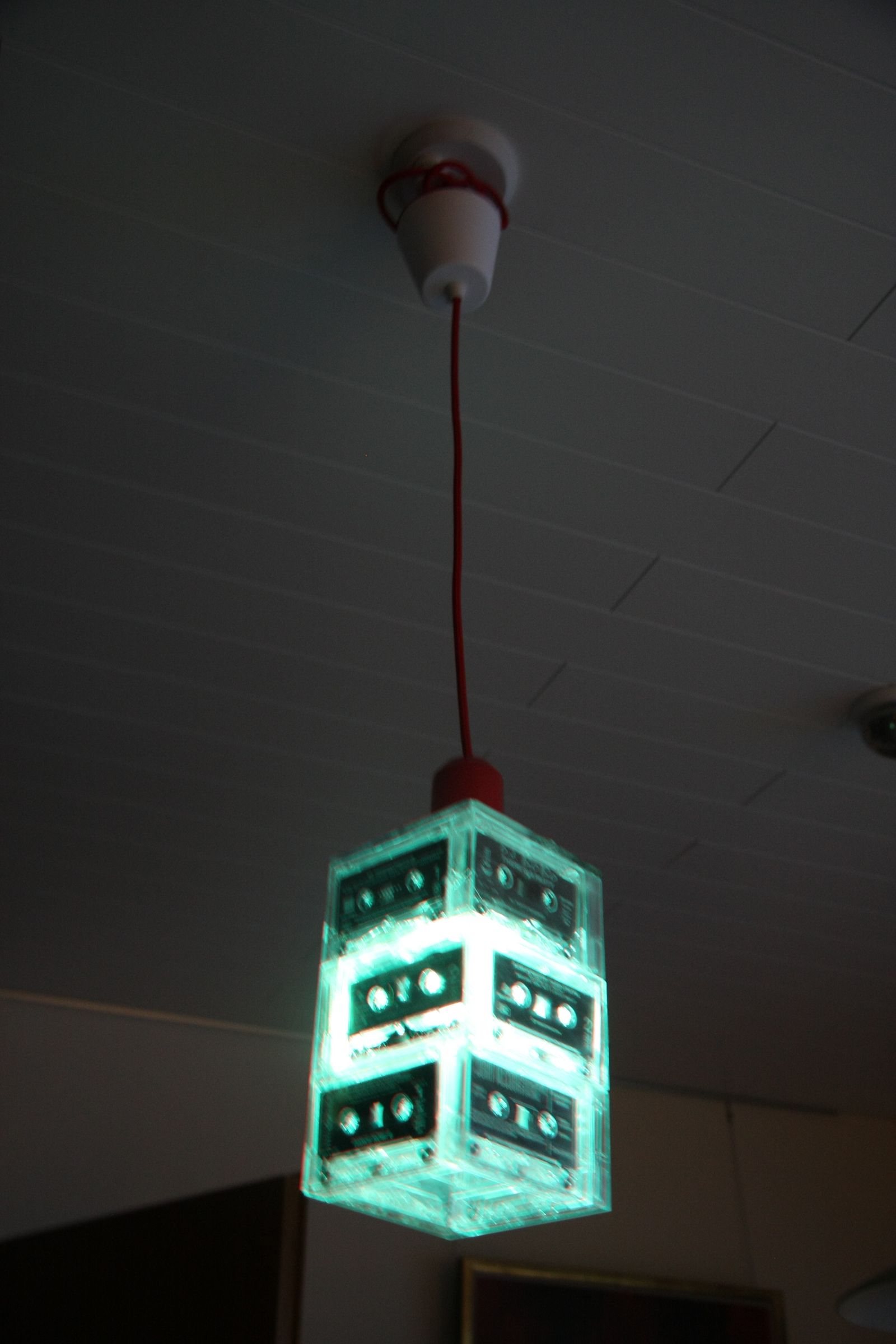 Hanging Retro Cassette Led Lamp : 5 Steps - Instructables