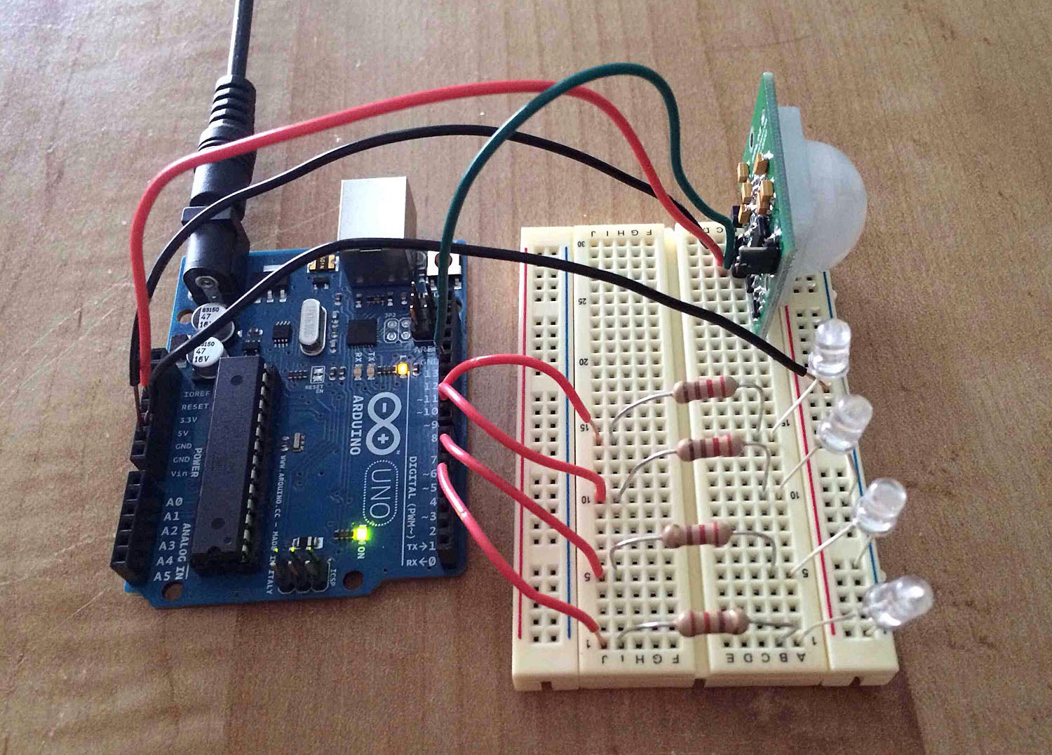 Motion Activated LEDs : 8 Steps - Instructables