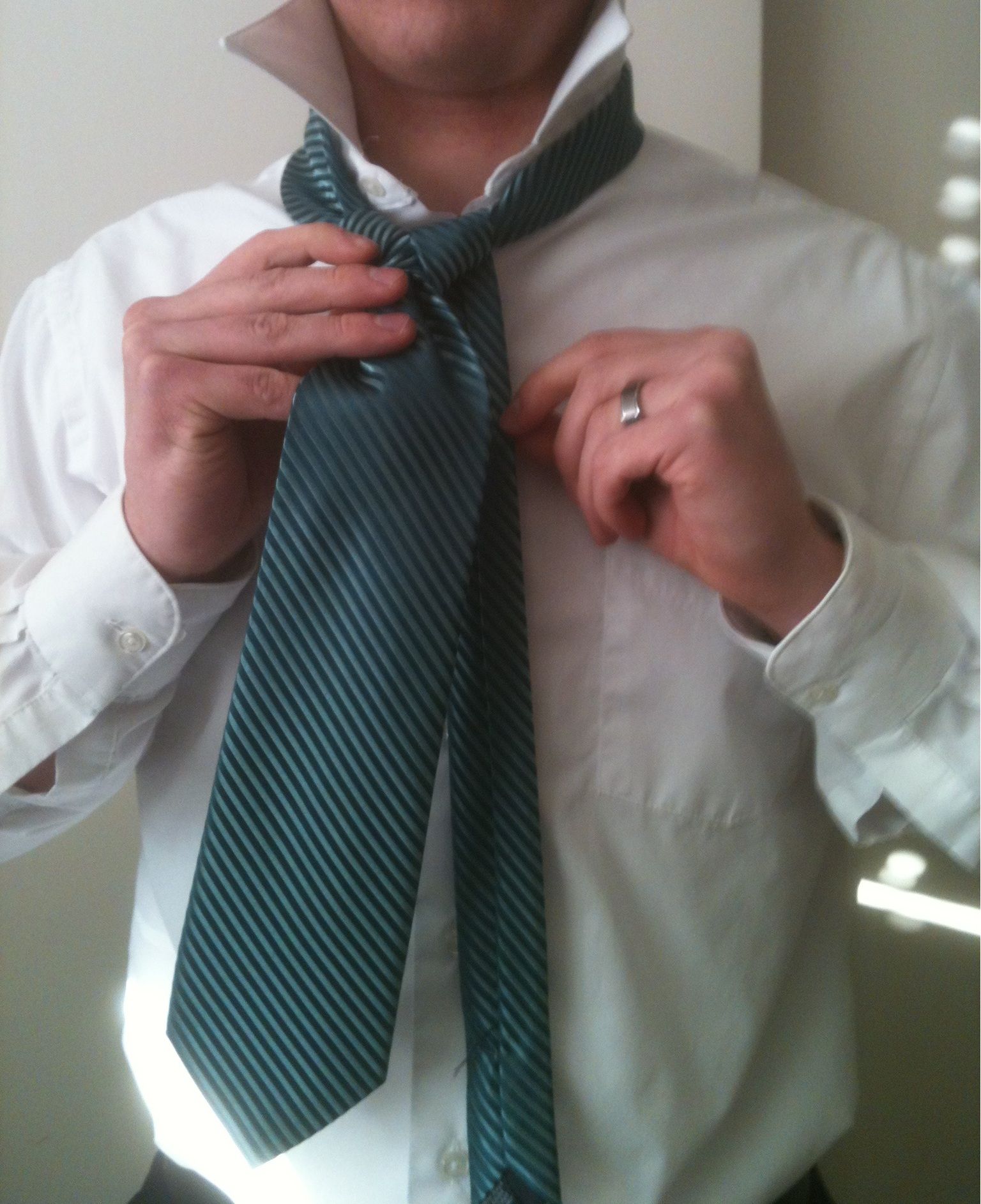 Trinity Tie Knot : 6 Steps - Instructables