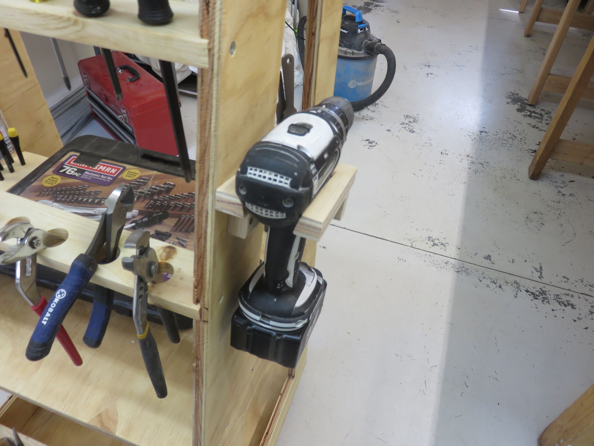 Movable Shop Tool Ladder : 5 Steps (with Pictures) - Instructables