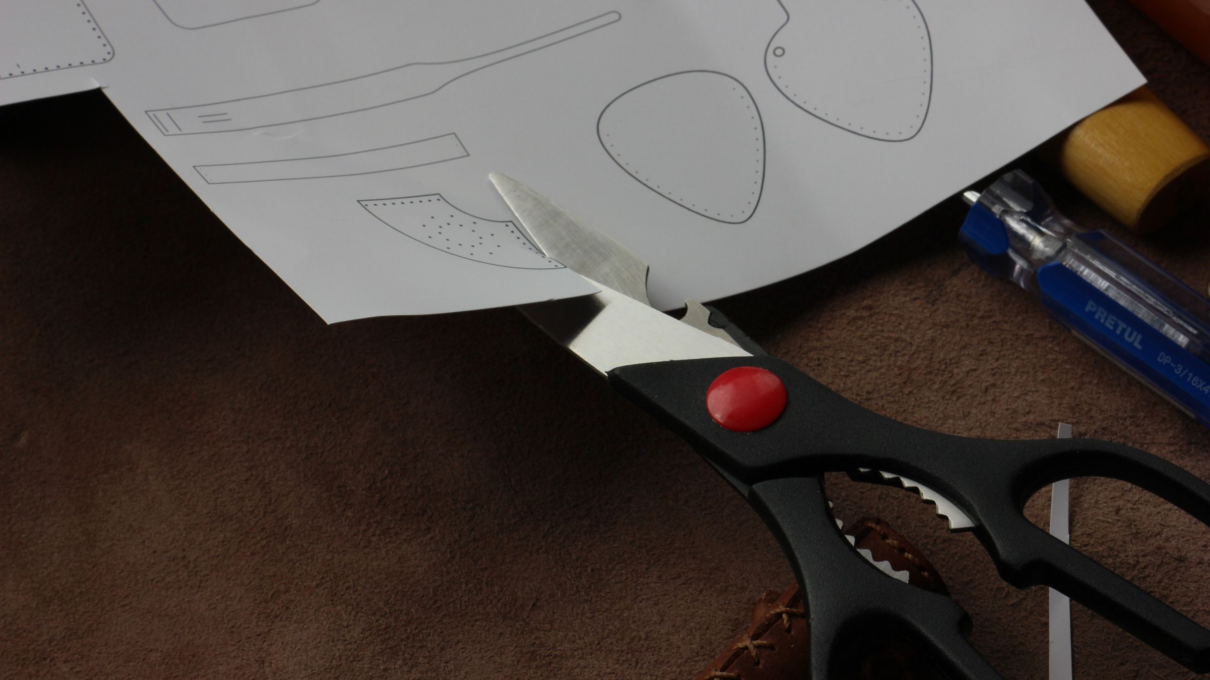 7 Scrap Leather Projects : 10 Steps (with Pictures) - Instructables