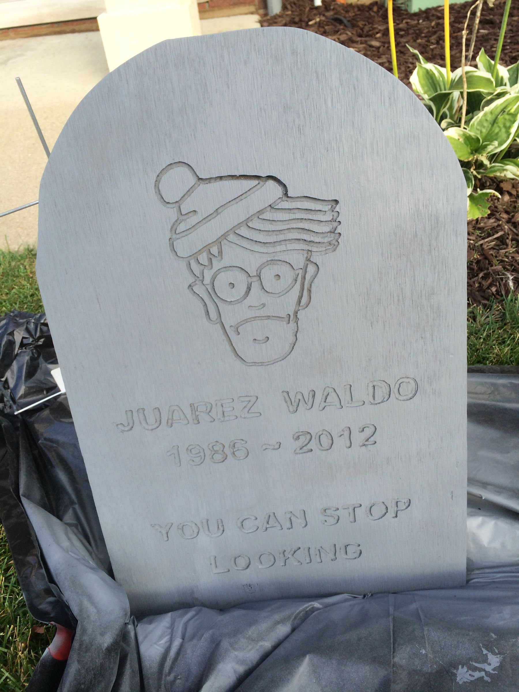 Headstones With Engraved Letters : 10 Steps - Instructables