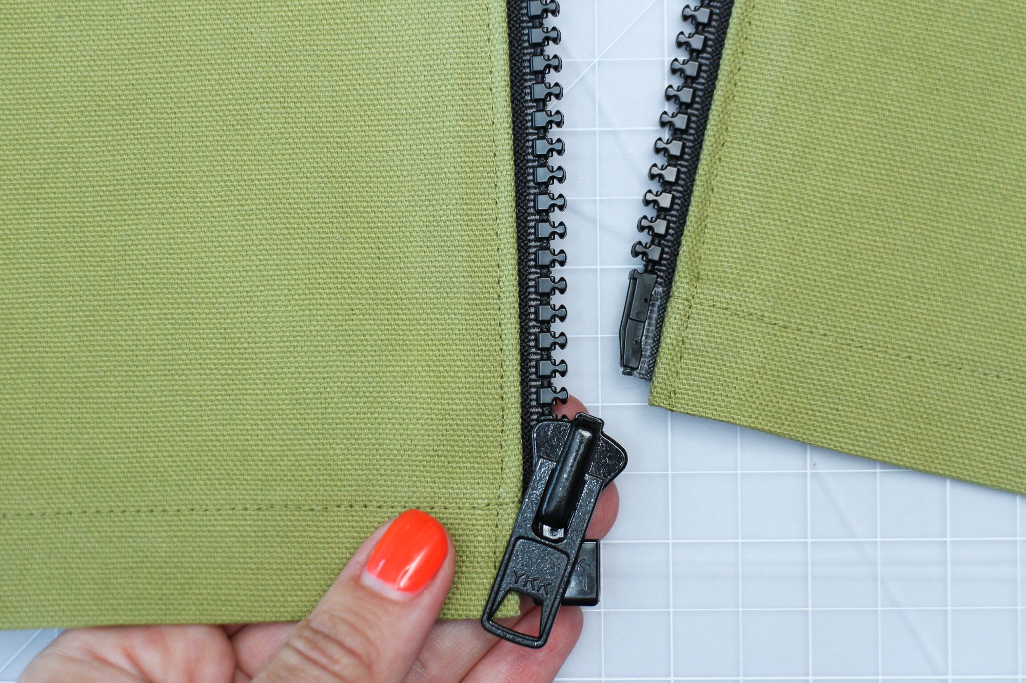 Sewing Zippers and Buttons : 11 Steps - Instructables
