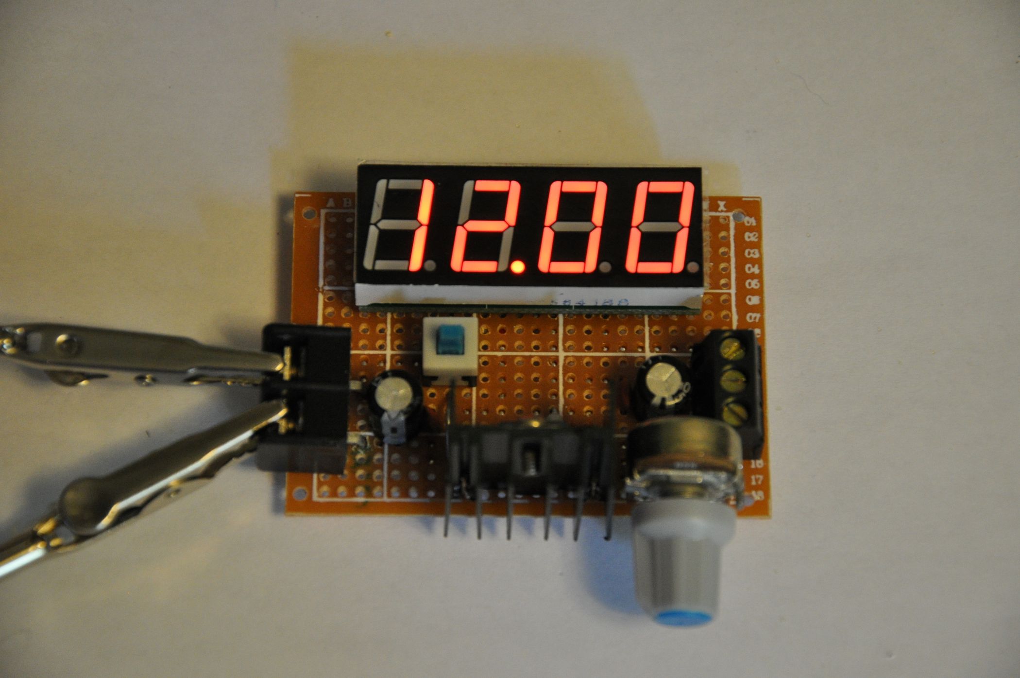 THE EXTREMELY SIMPLE DIGITAL DC-DC POWER SUPPLY! : 5 Steps - Instructables