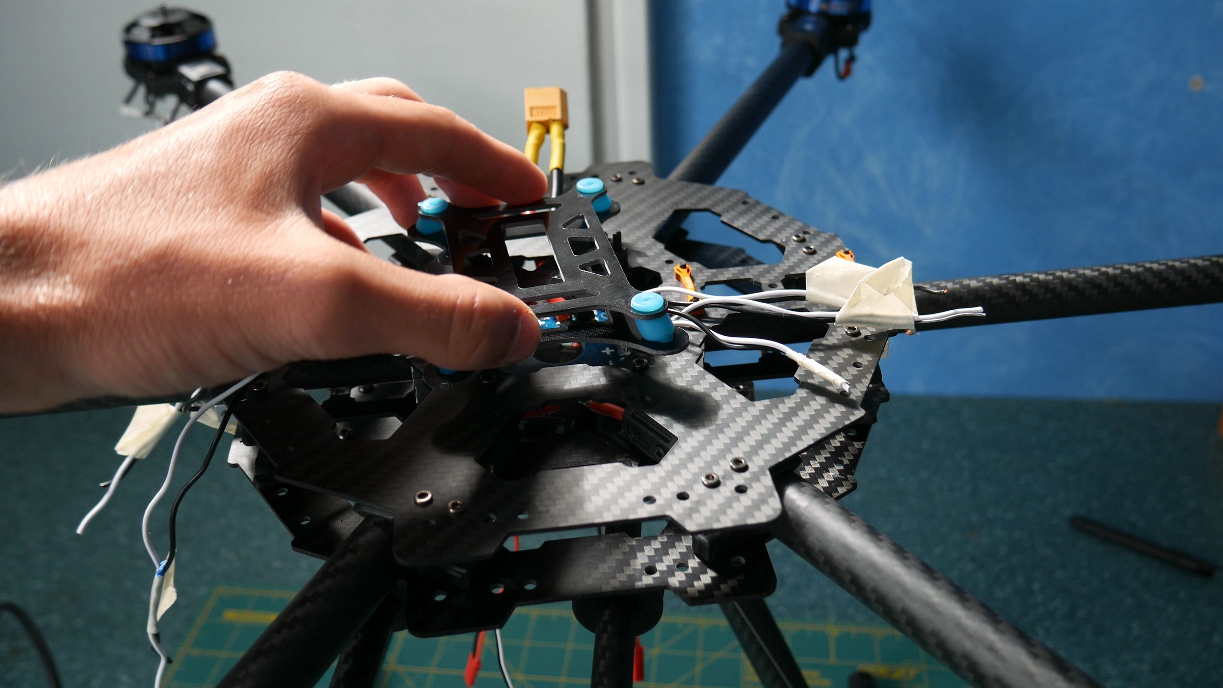 Building a Massive Tarot 690s Hexacopter! : 9 Steps (with Pictures) - Instructables