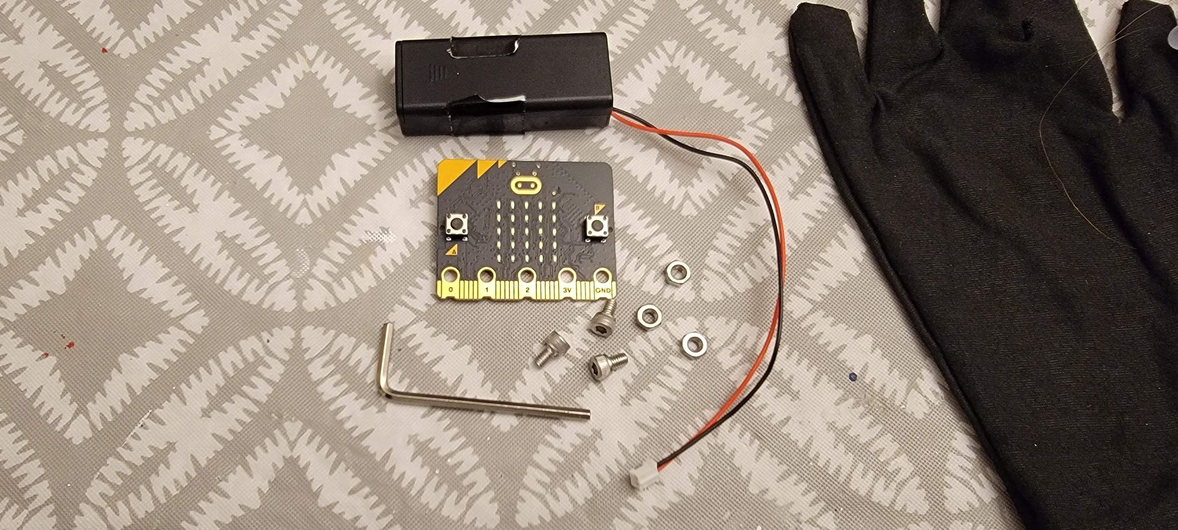 Weird But Fun Fingertip Neopixel Micro:bit Gloves - Wearable Tech Tutorial : 10 Steps (with ...