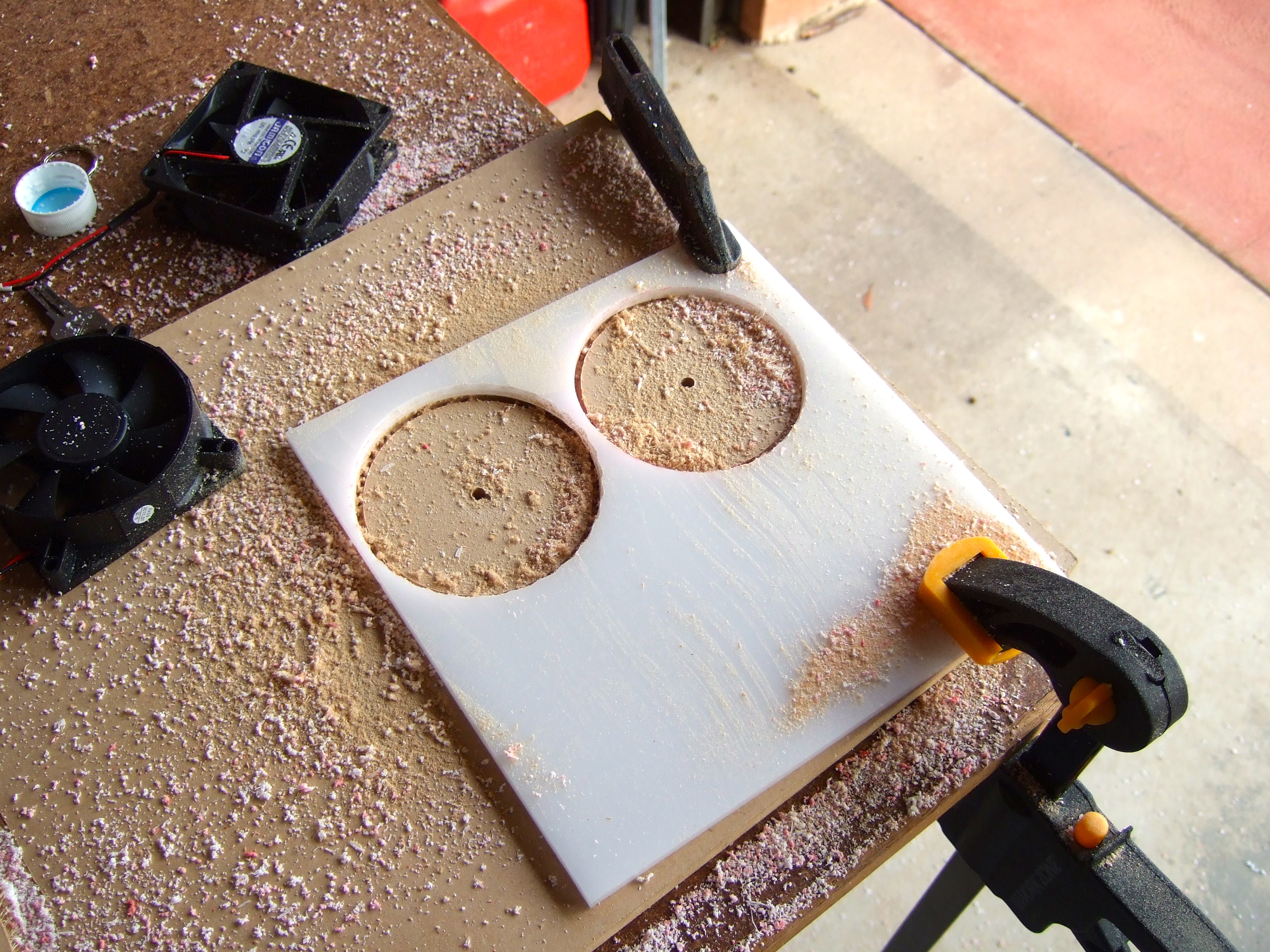 Fume Extractor With a Helping Hand - Instructables