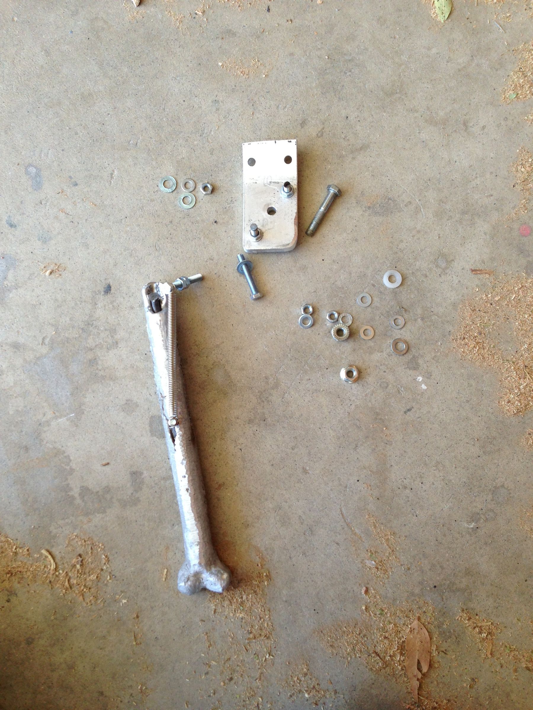 Build a Custom Bone Kickstand With Cast Aluminum : 10 Steps (with ...