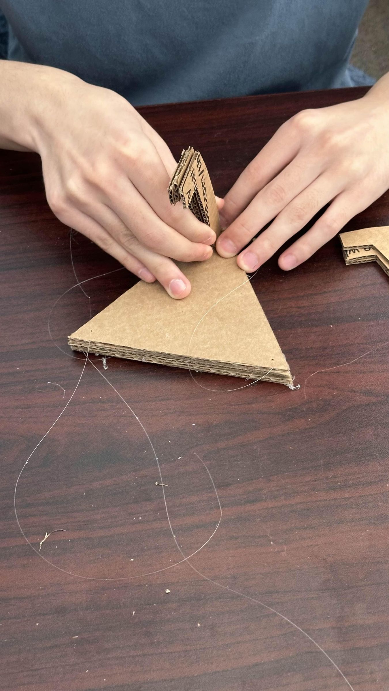 Cardboard Tensegrity Table : 6 Steps - Instructables