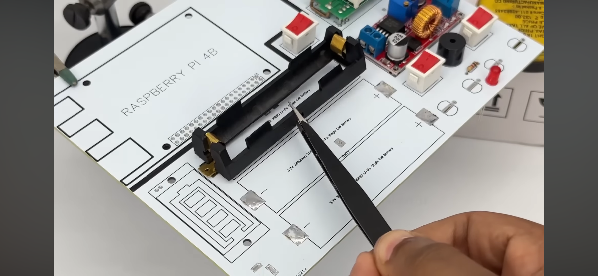 Portable DIY Electronics Workstation : 19 Steps (with Pictures ...