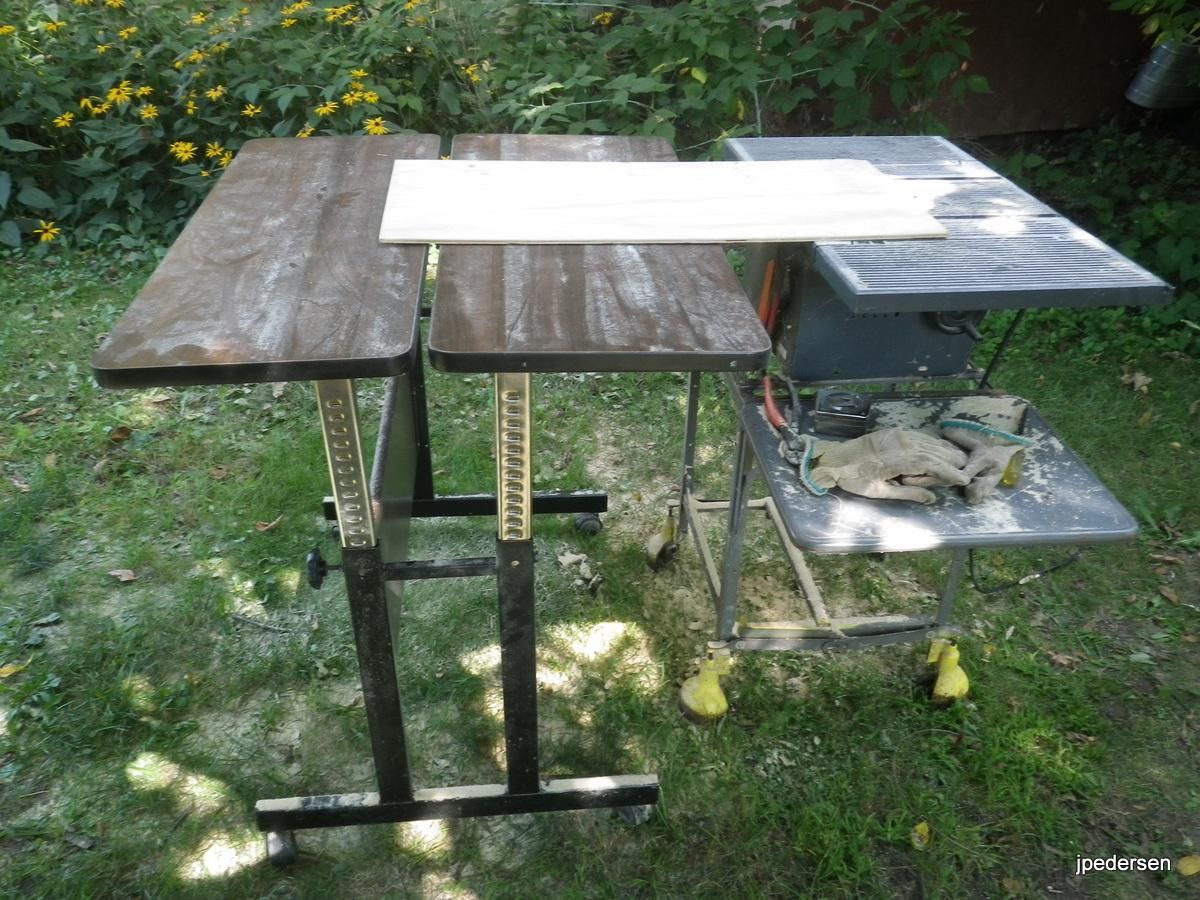 A Versatile Outfeed Table for a Table Saw. - Instructables