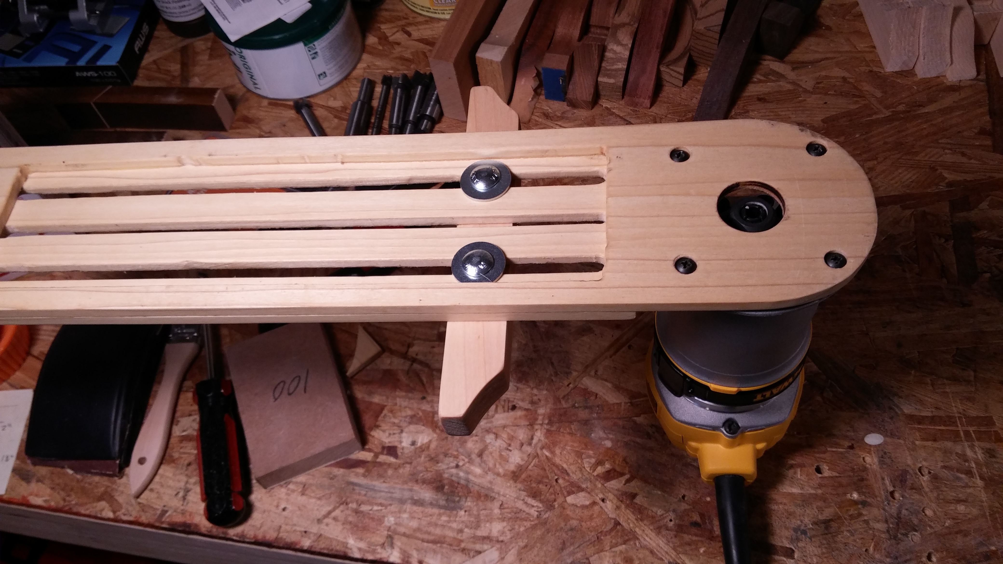 Router Circle Jig Edge Guide : 14 Steps (with Pictures) - Instructables