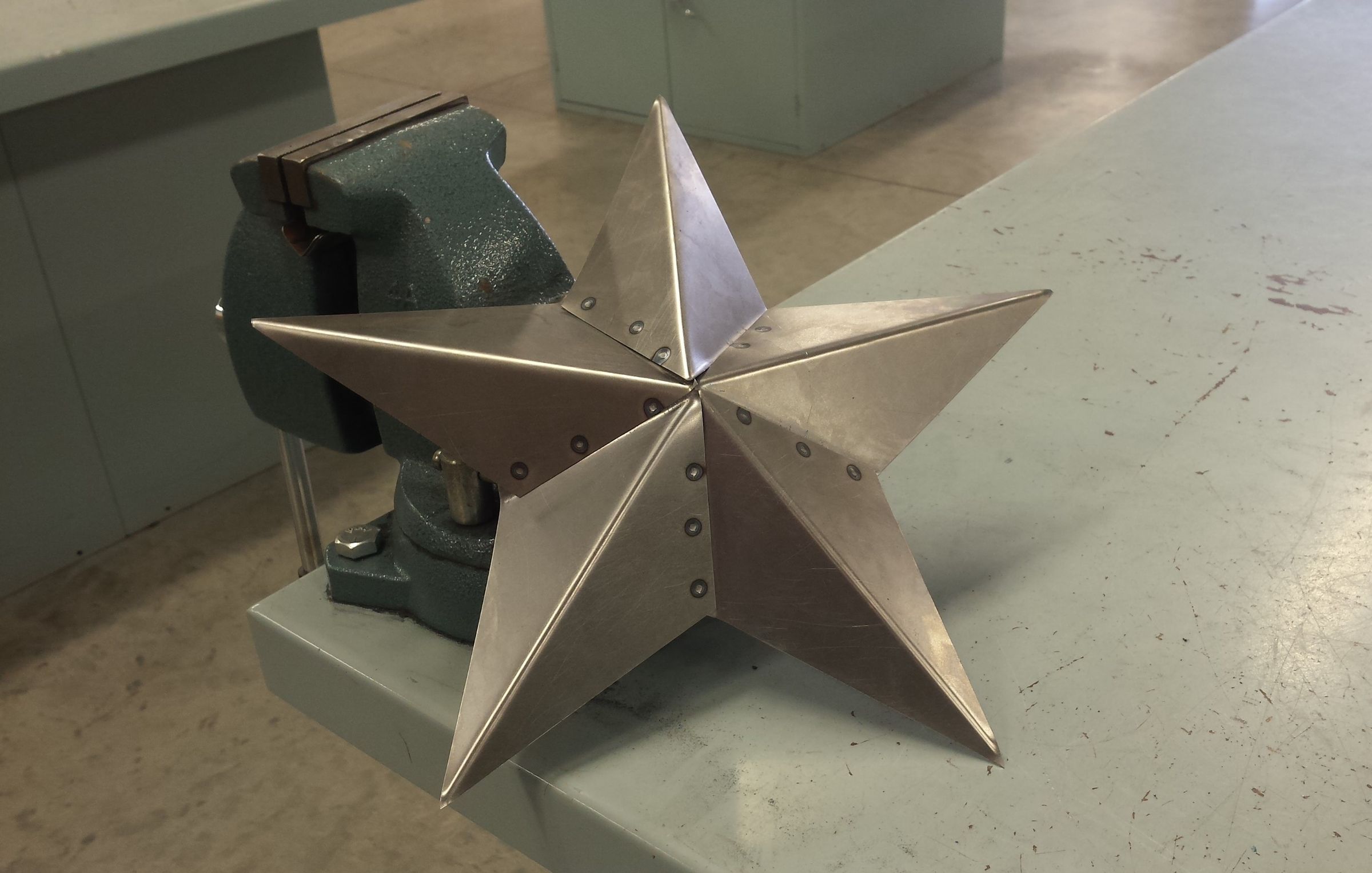 Metal Barn Star : 10 Steps (with Pictures) - Instructables