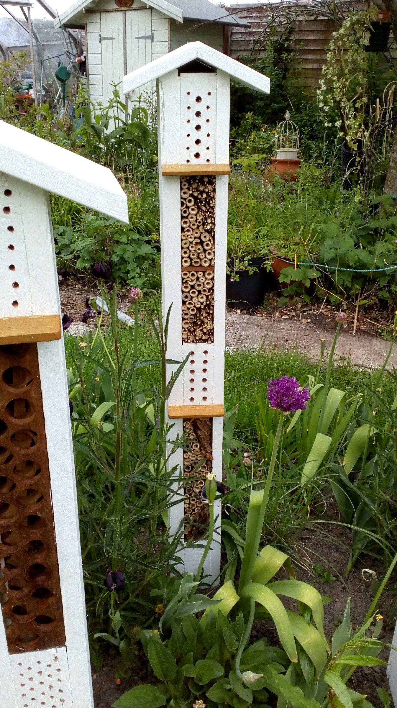 Bee & Bug Tower Hotel : 7 Steps (with Pictures) - Instructables