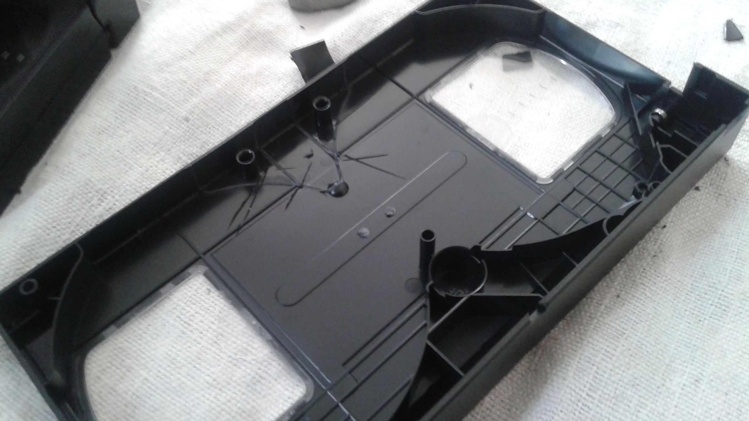 VHS DECORATION LAMP : 10 Steps (with Pictures) - Instructables