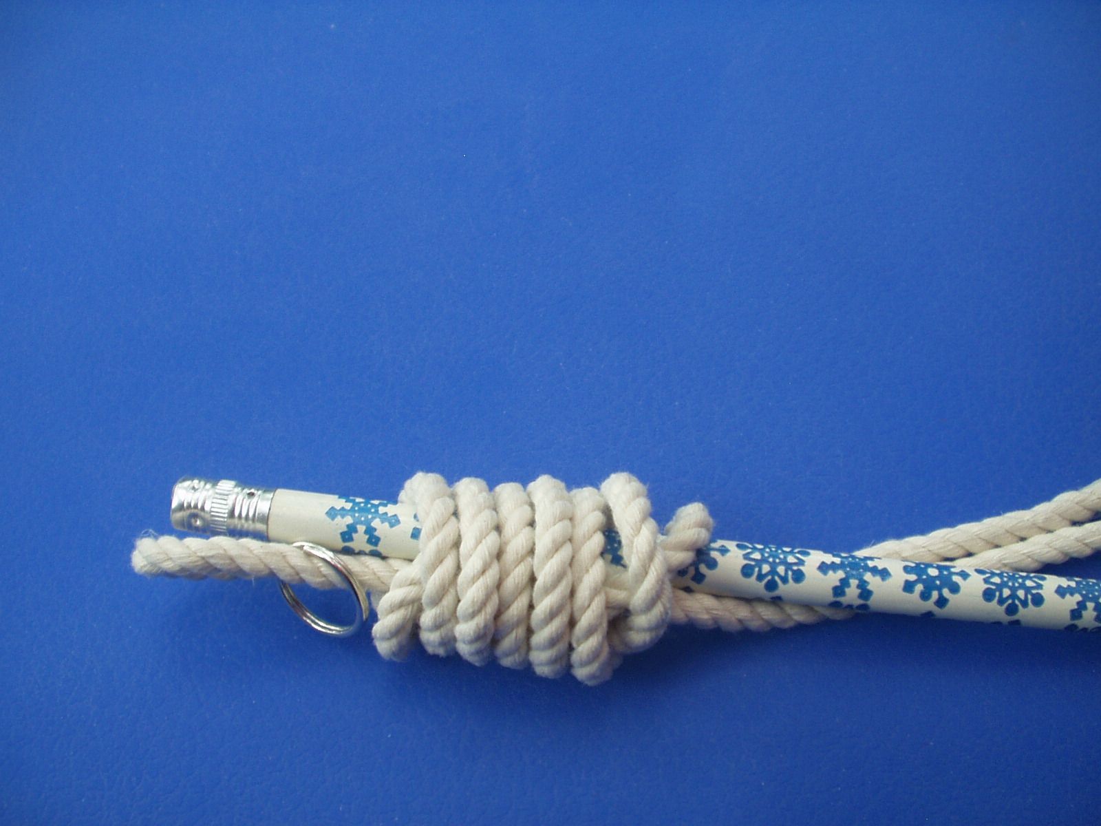 2 Strand Long Matthew Walker Knot : 15 Steps - Instructables