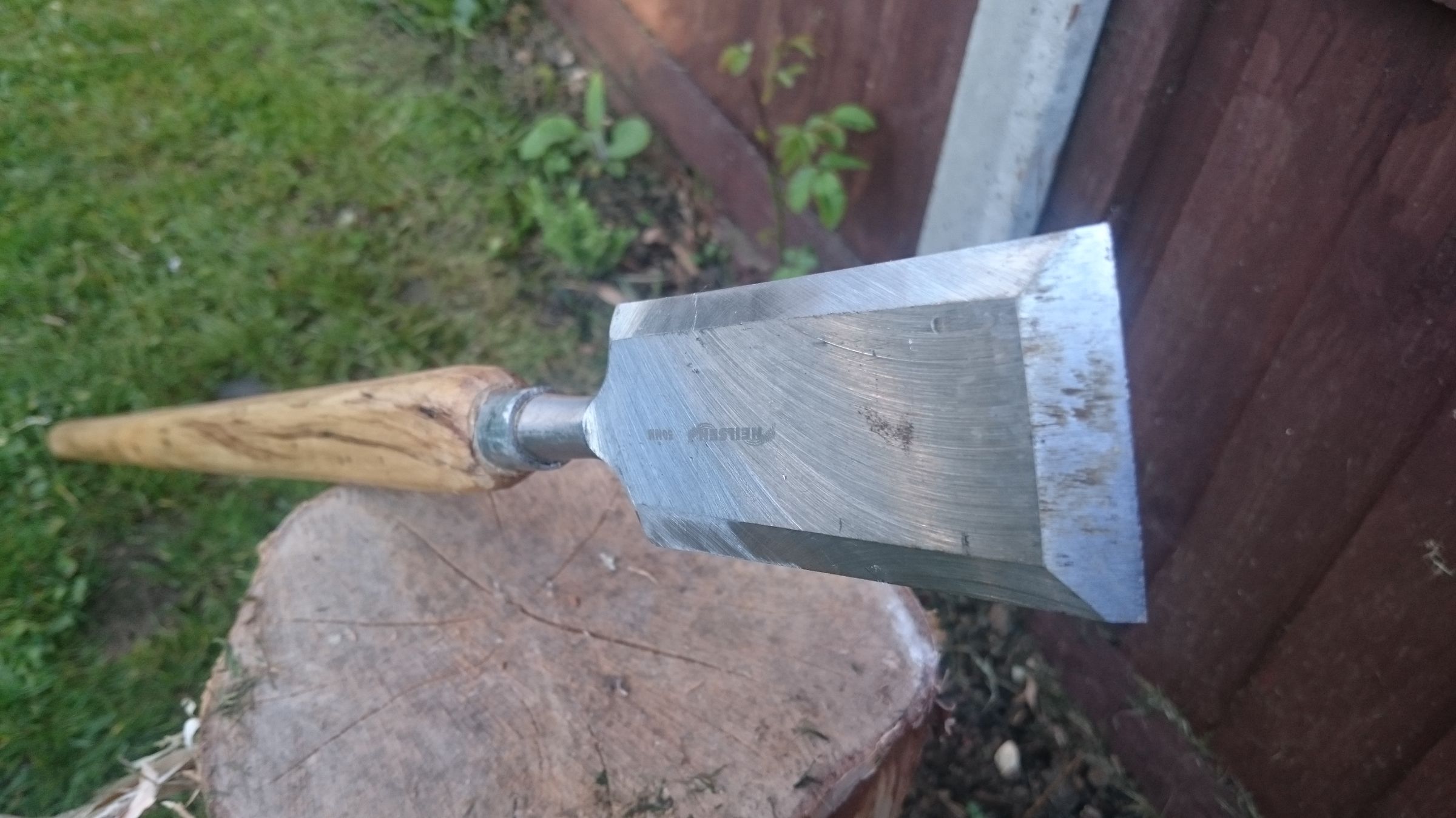 Bark Scraper From a Cheap Chisel : 6 Steps (with Pictures) - Instructables