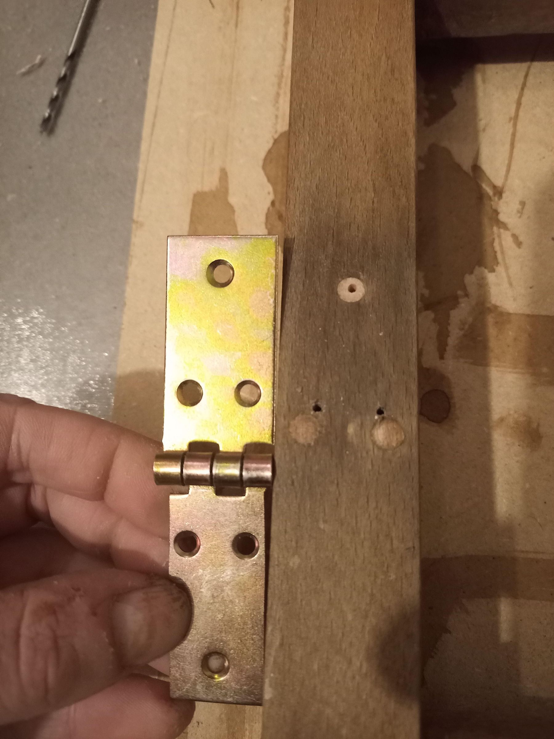 Old Easel Restoration : 21 Steps (with Pictures) - Instructables