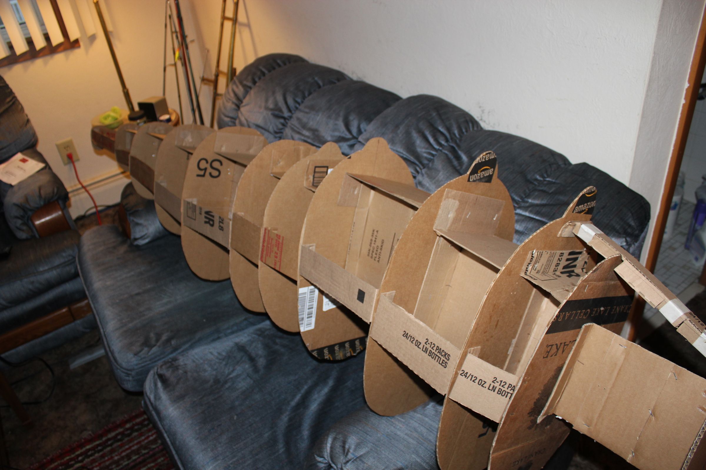 HOW TO BUILD YOUR OWN GIANT BLUE MARLIN ON THE CHEAP : 7 Steps (with ...