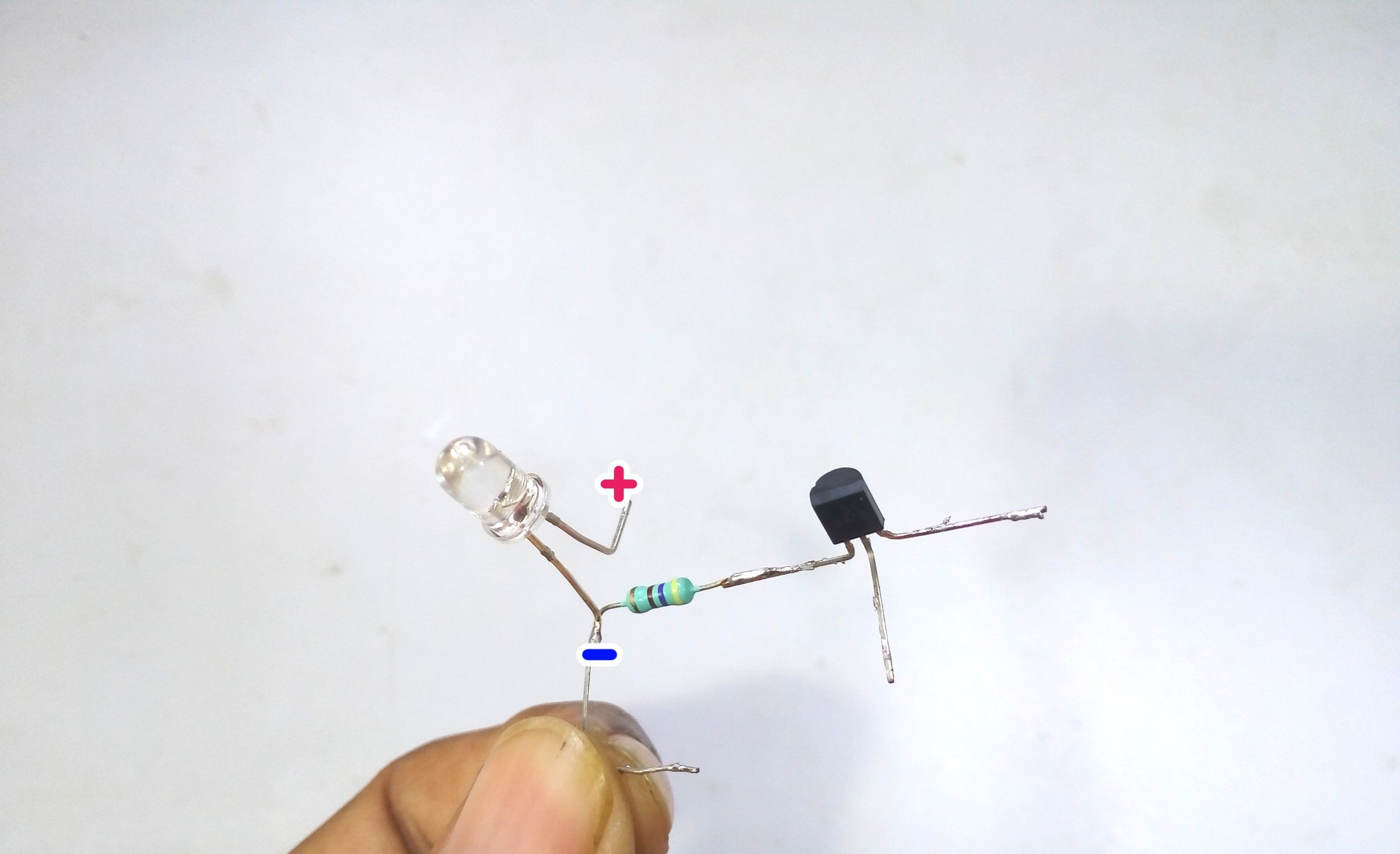 Make Simple Touch Sensor Using BC547 Transistor : 4 Steps - Instructables
